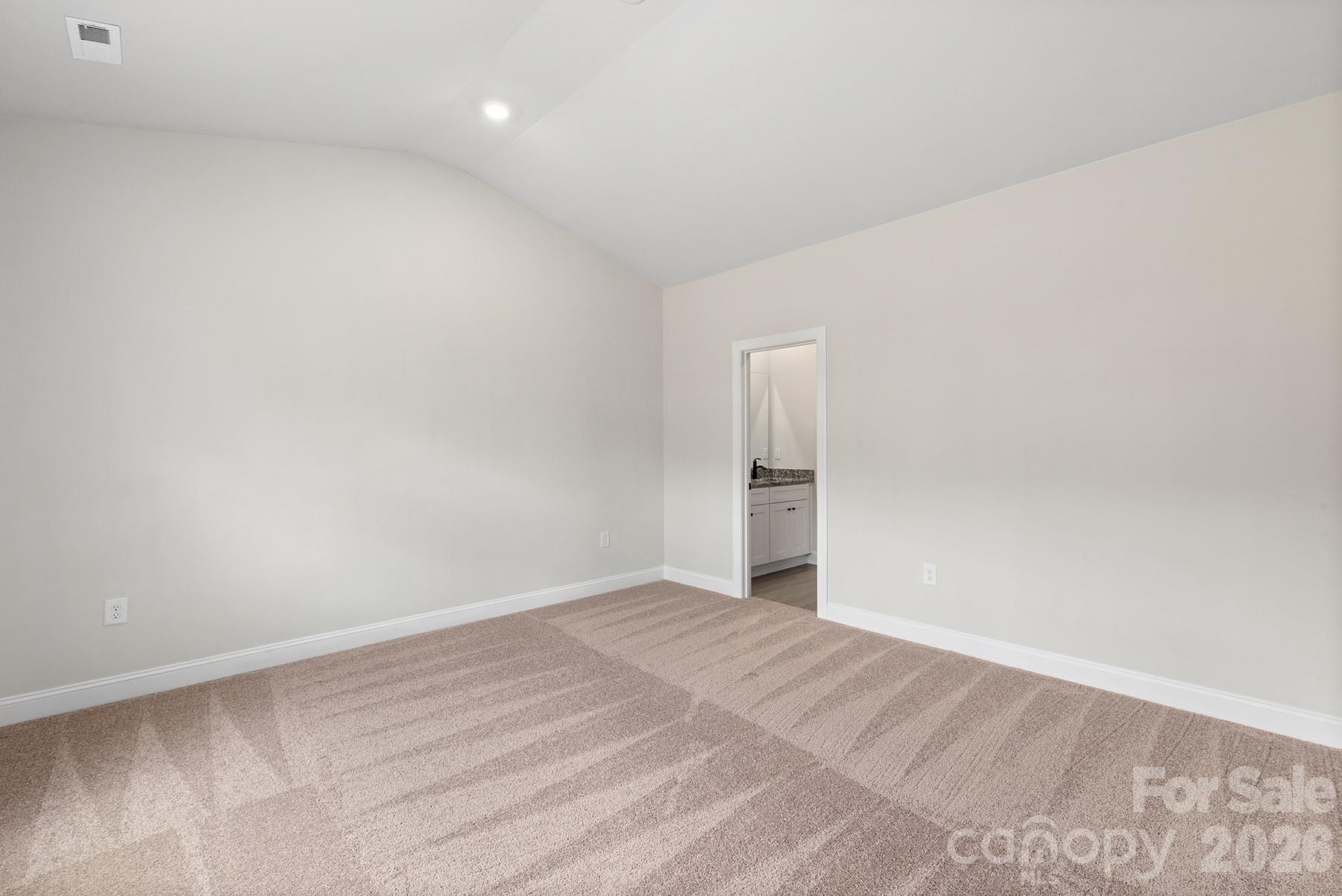 Photo 10 of 6517 Fairford Drive, Charlotte, NC