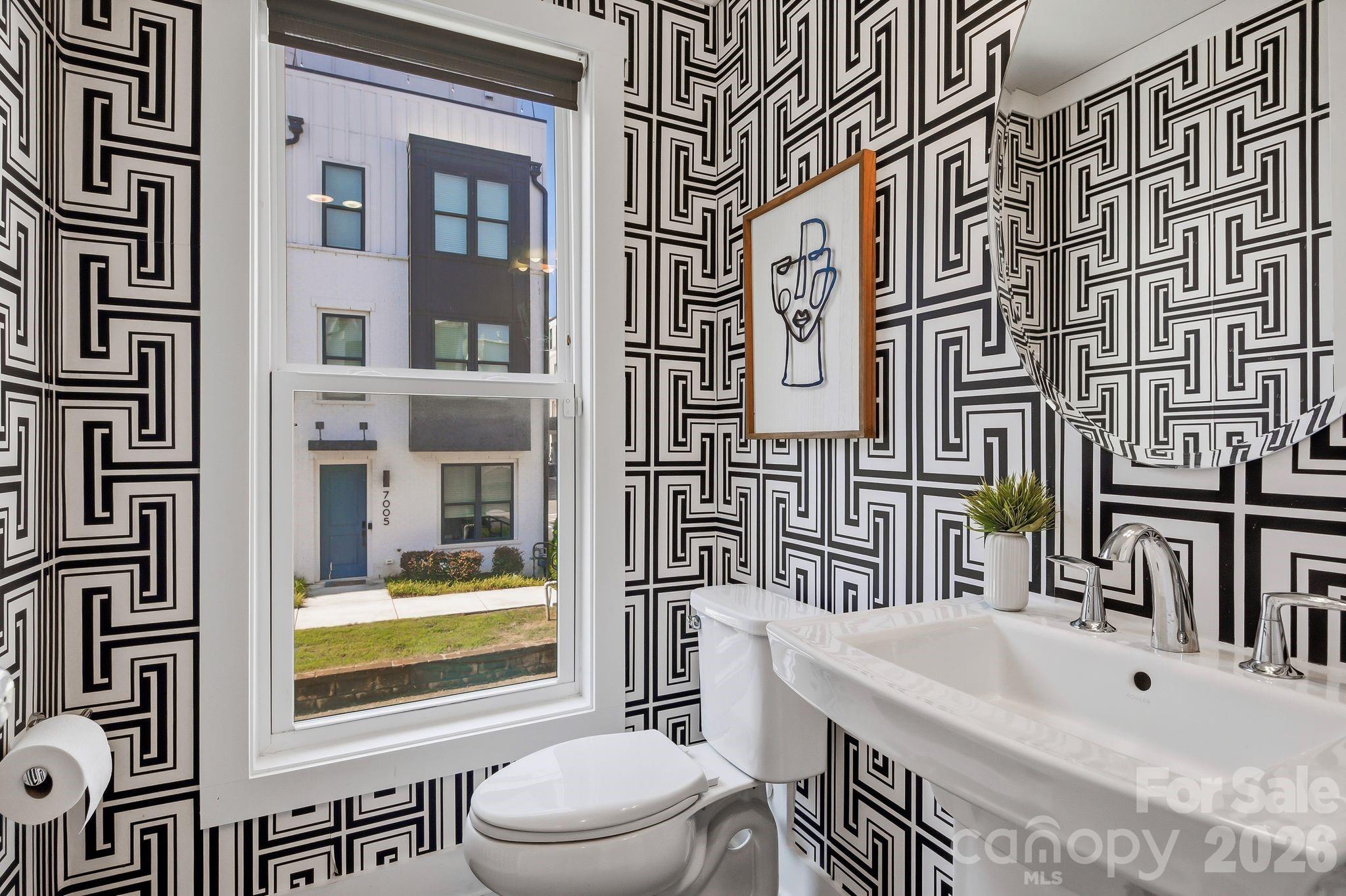 Photo 9 of 2120 Terwilliger Terrace, Charlotte, NC