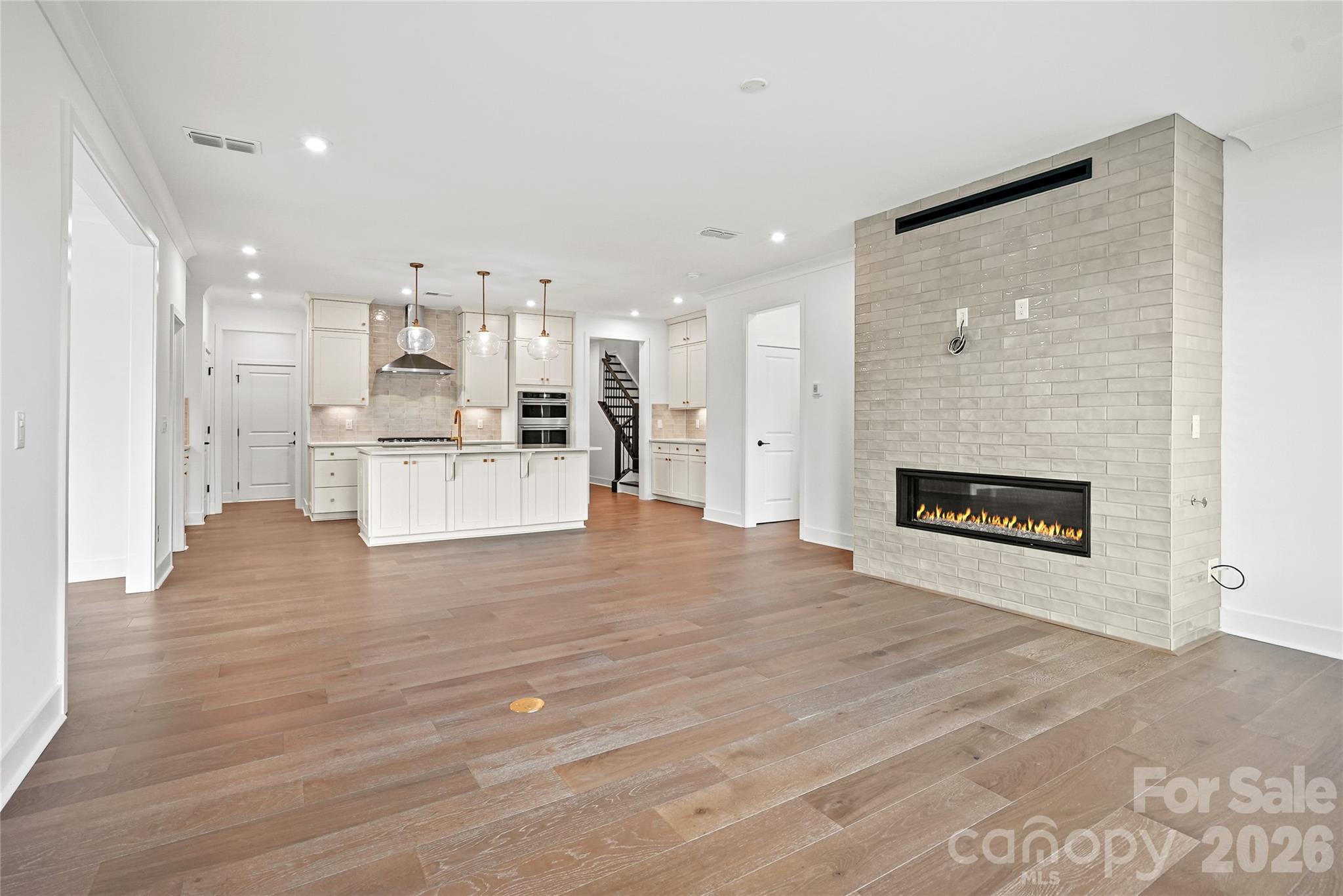 Photo 8 of 13907 Penbury Lane, Charlotte, NC
