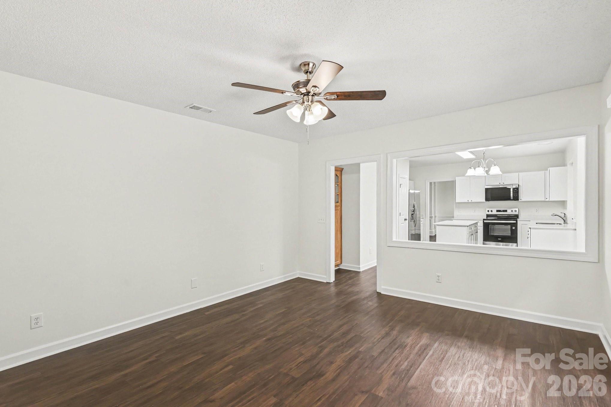 5802 Swanston Drive, Charlotte, NC - photo 9 of 19