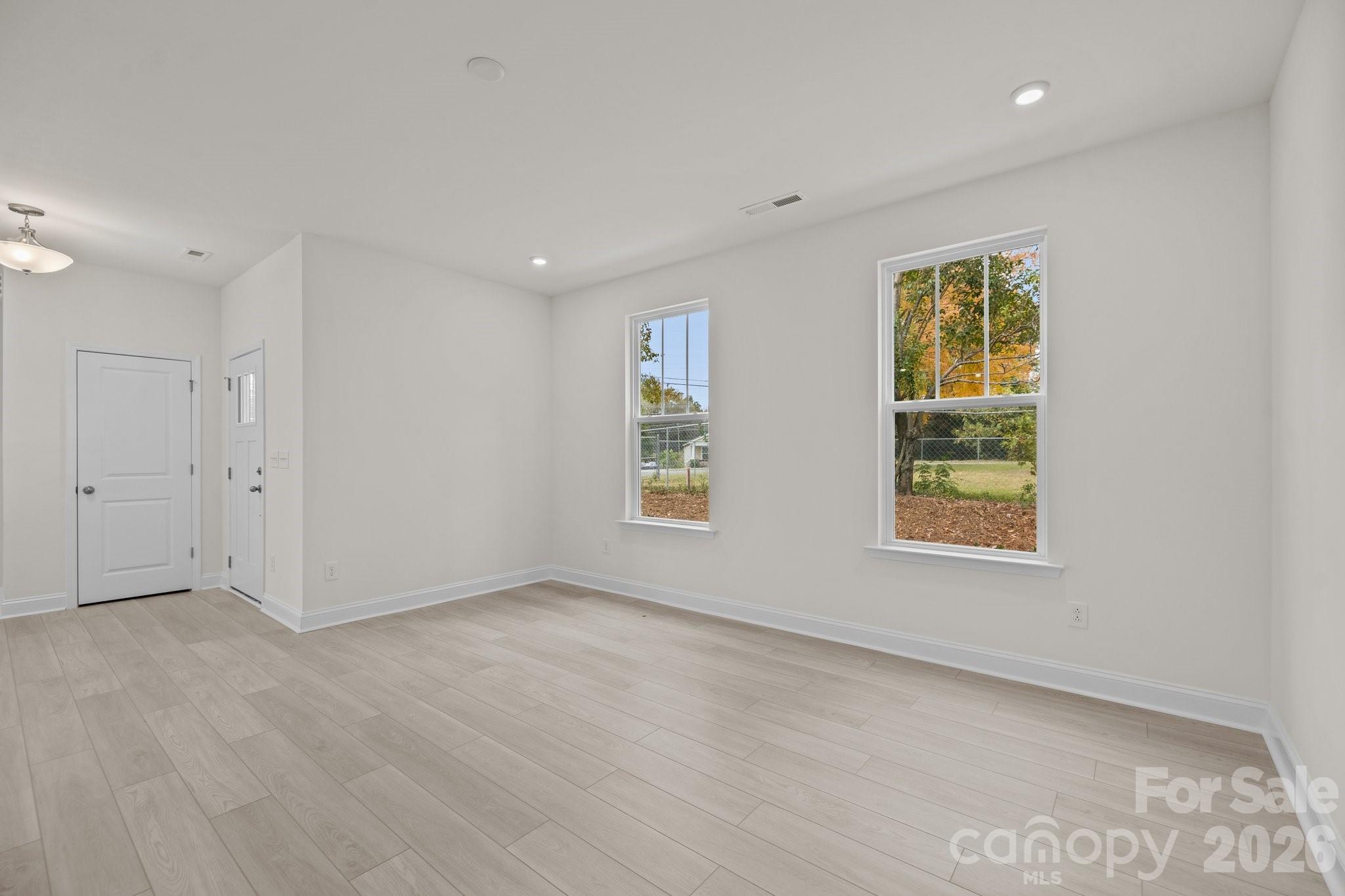 Photo 8 of 2926 Clyde Drive, Charlotte, NC