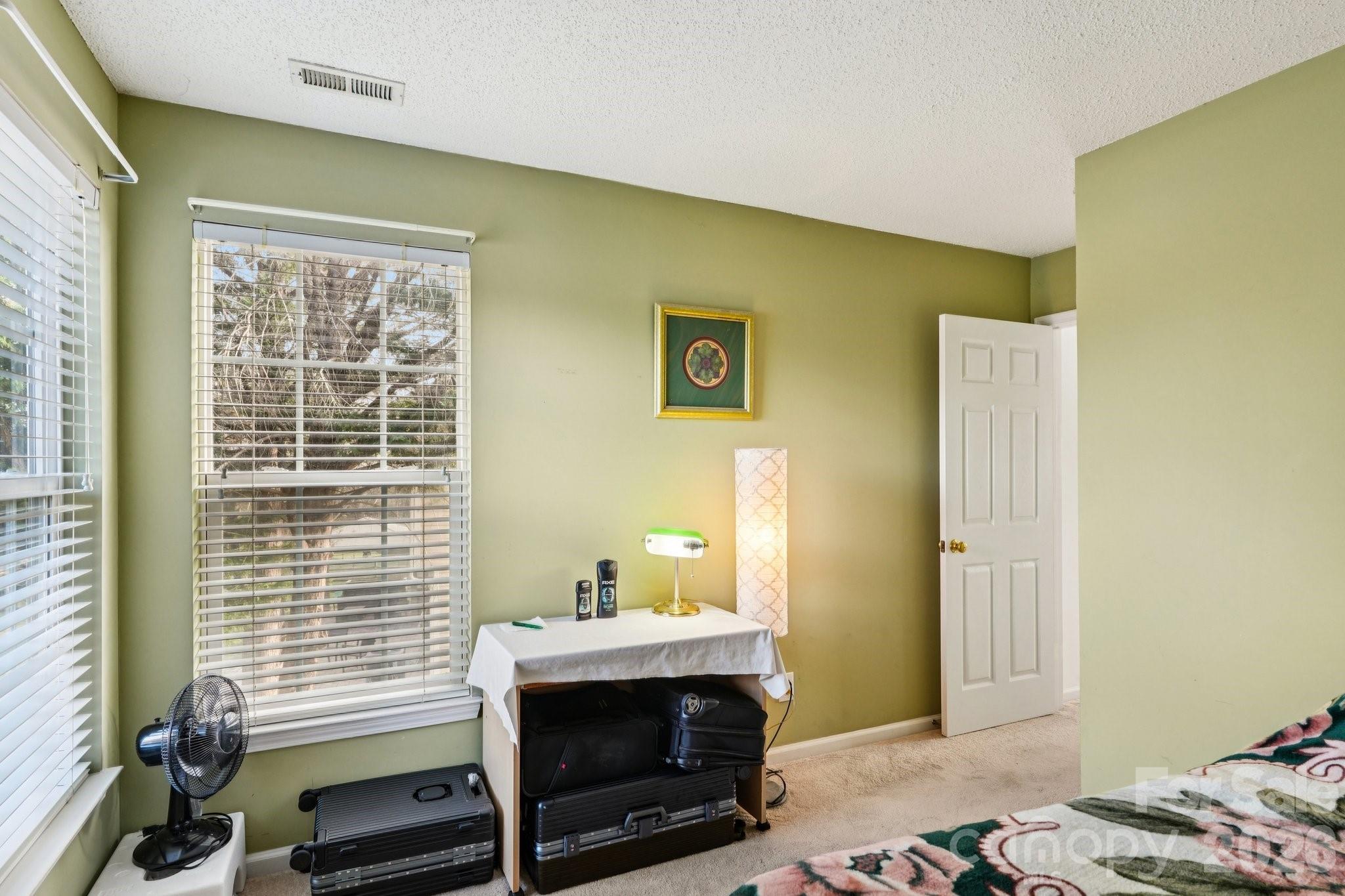9533 Autumn Applause Drive, Charlotte, NC - photo 20 of 44