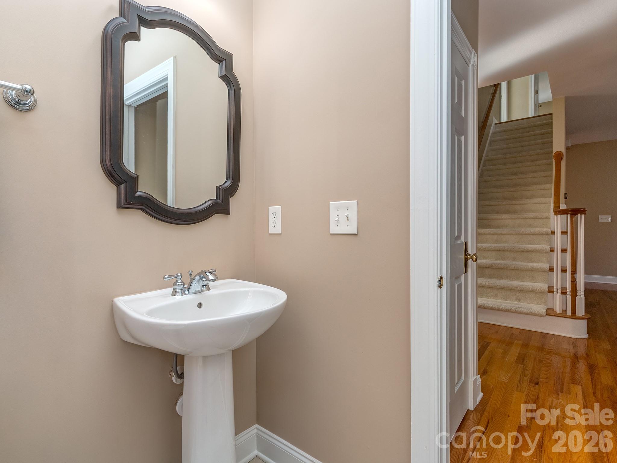 614 Ashgrove Lane, Charlotte, NC - photo 15 of 33