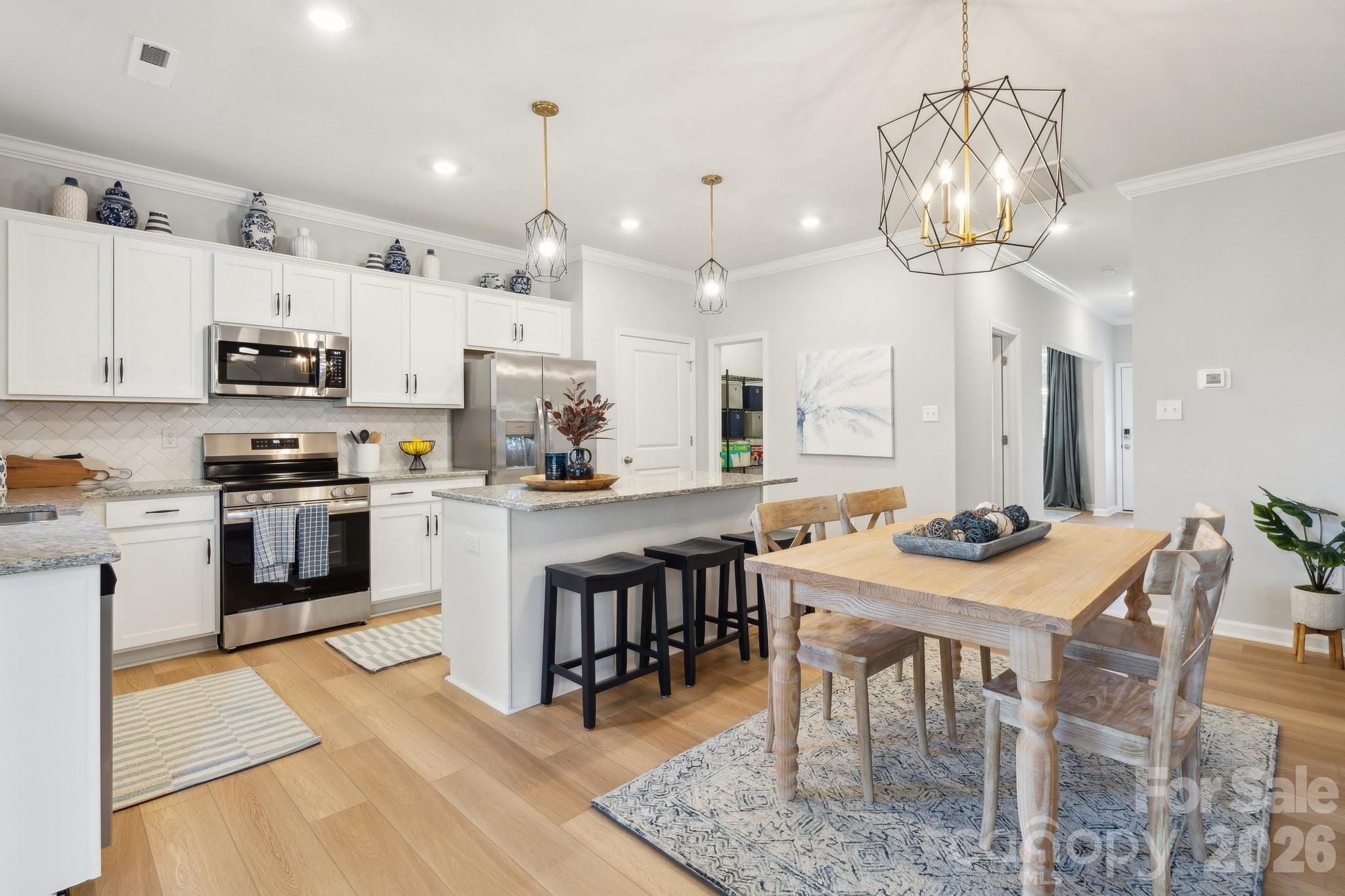 Photo 5 of 4025 Juno Drive, Charlotte, NC