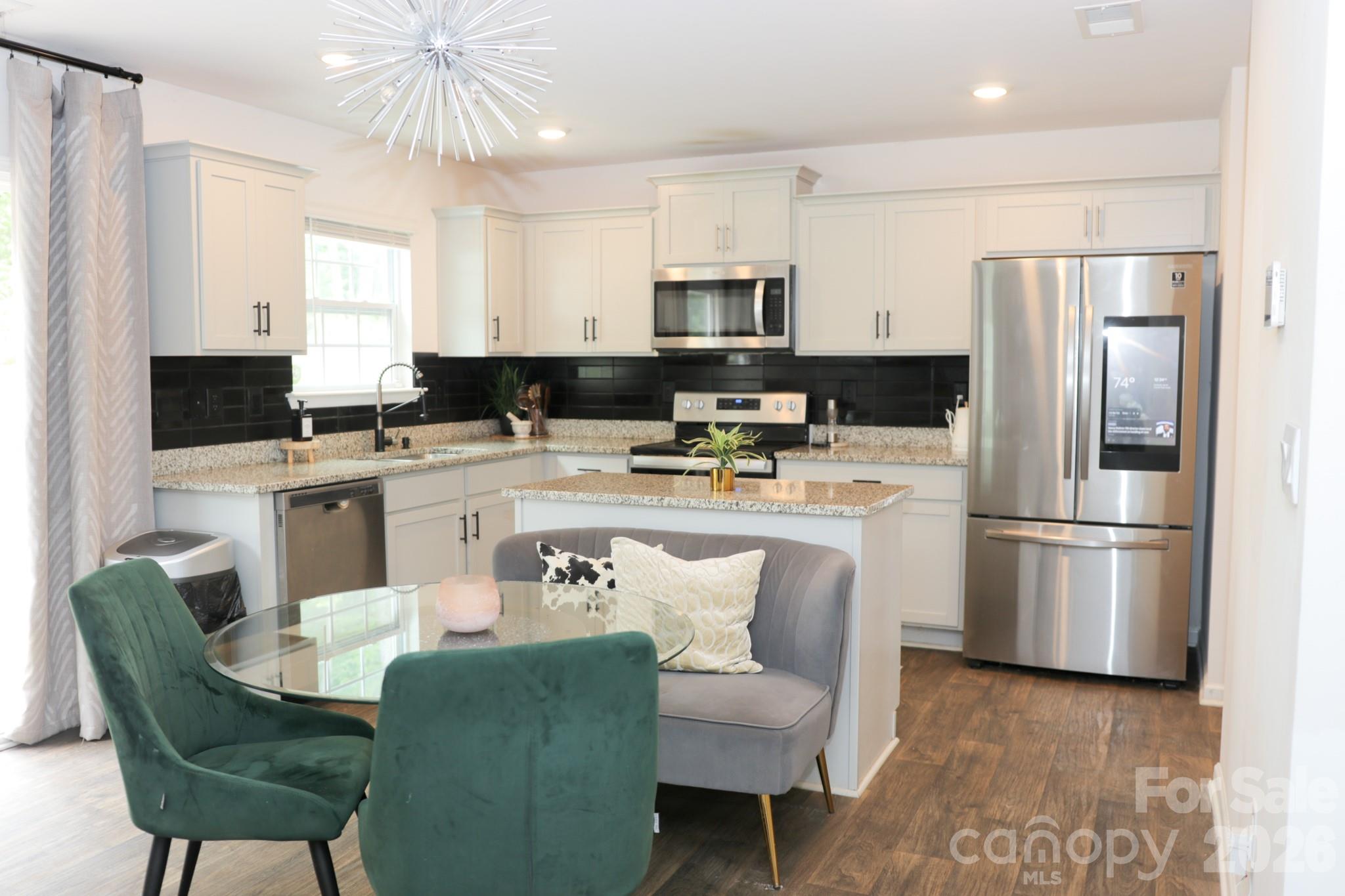 Photo 8 of 7121 Finnigan Road, Charlotte, NC