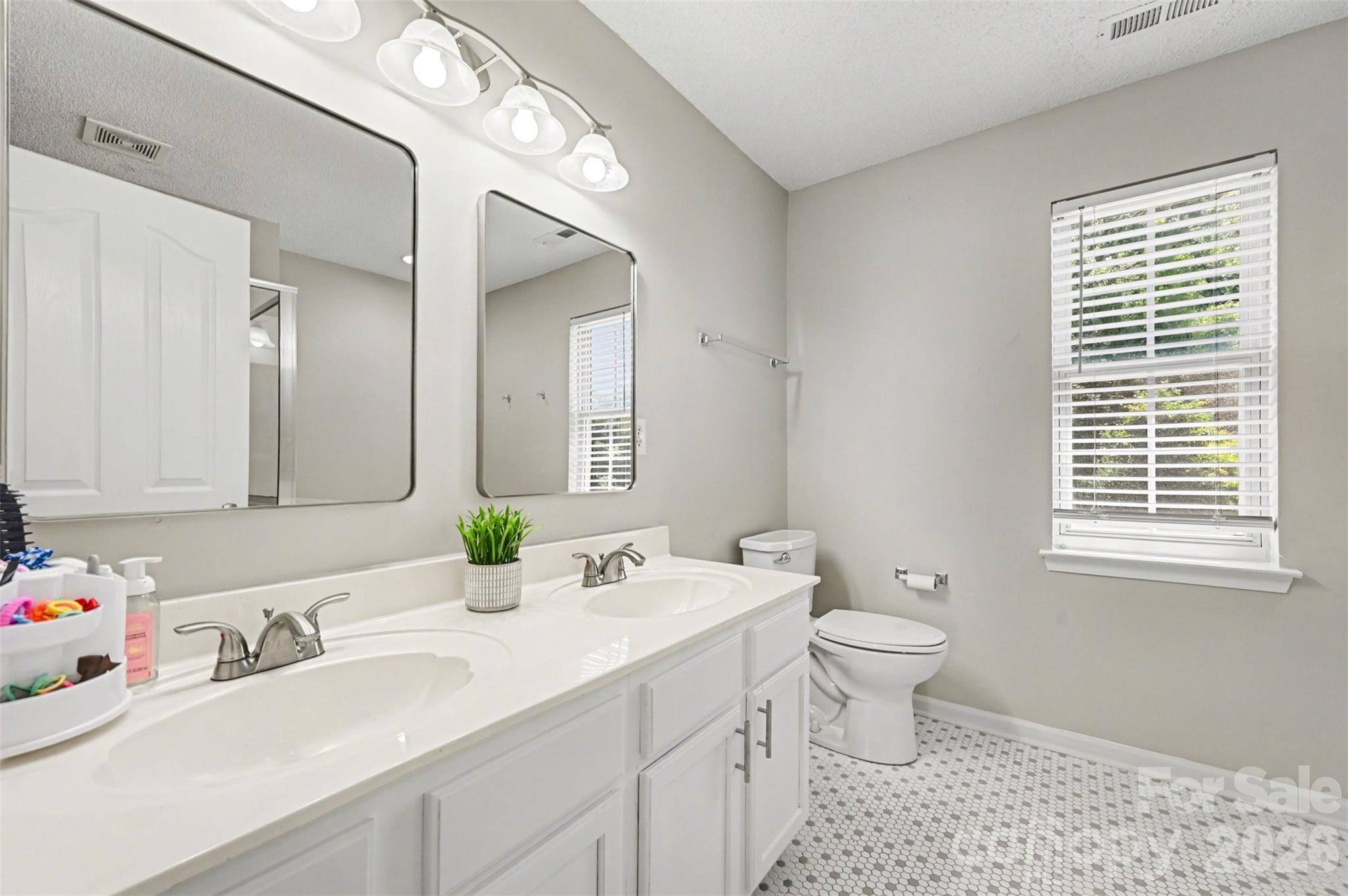 Photo 19 of 13403 Willow Falls Road, Charlotte, NC