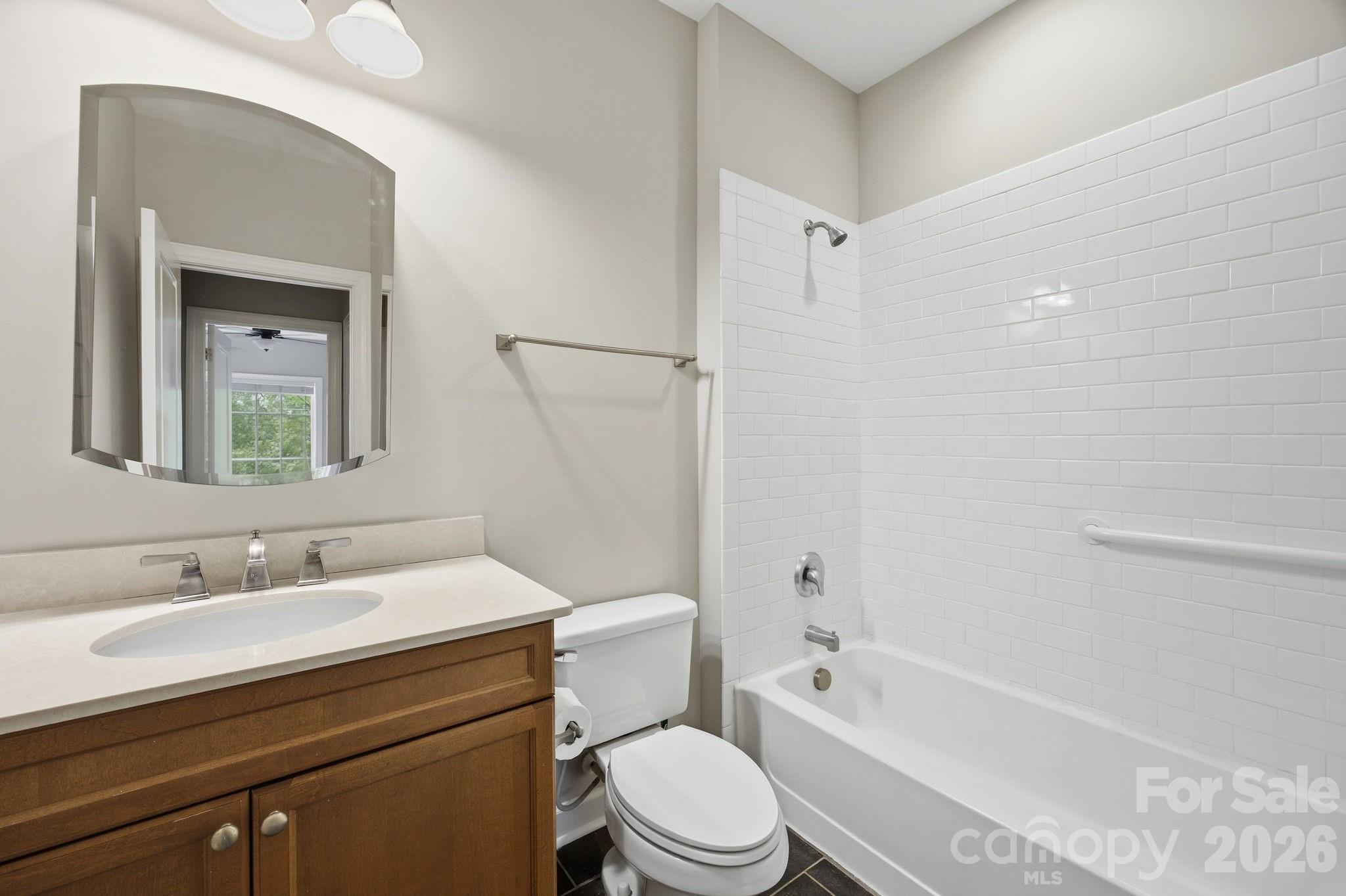 Photo 19 of 1903 Kenilworth Avenue203A, Charlotte, NC