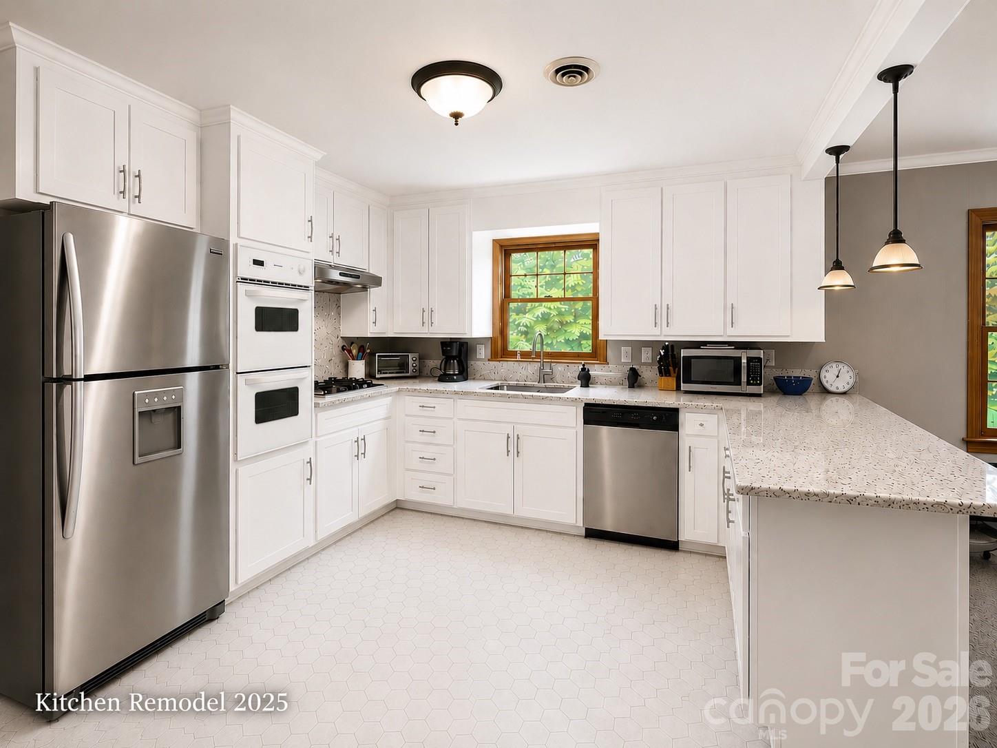 1702 Wildwood Road, Gastonia, NC - photo 6 of 17