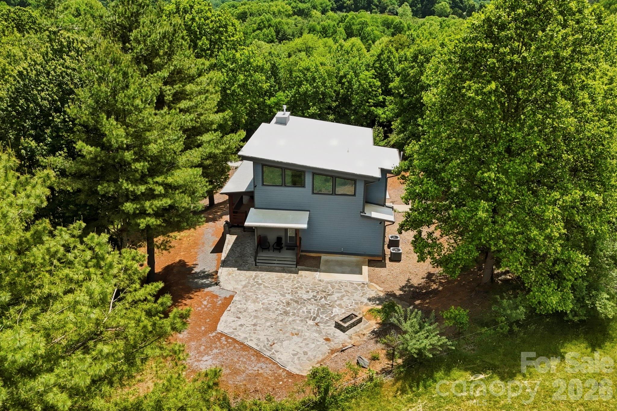 22 Lara Drive, Mills River, NC - photo 7 of 39