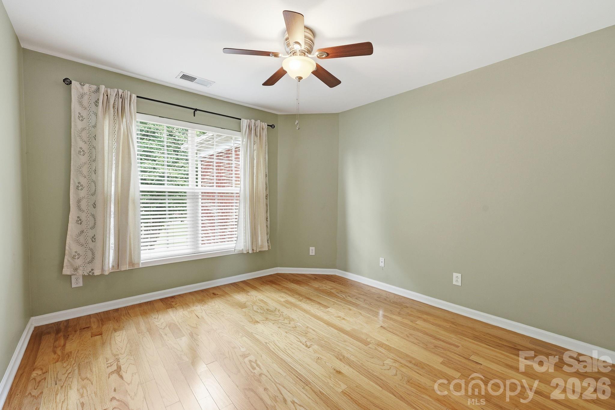 Photo 32 of 1854 Briarcrest Drive NW, Charlotte, NC