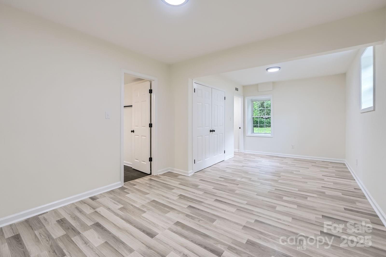 1224 E Woodlawn Road, Charlotte, NC - photo 27 of 48