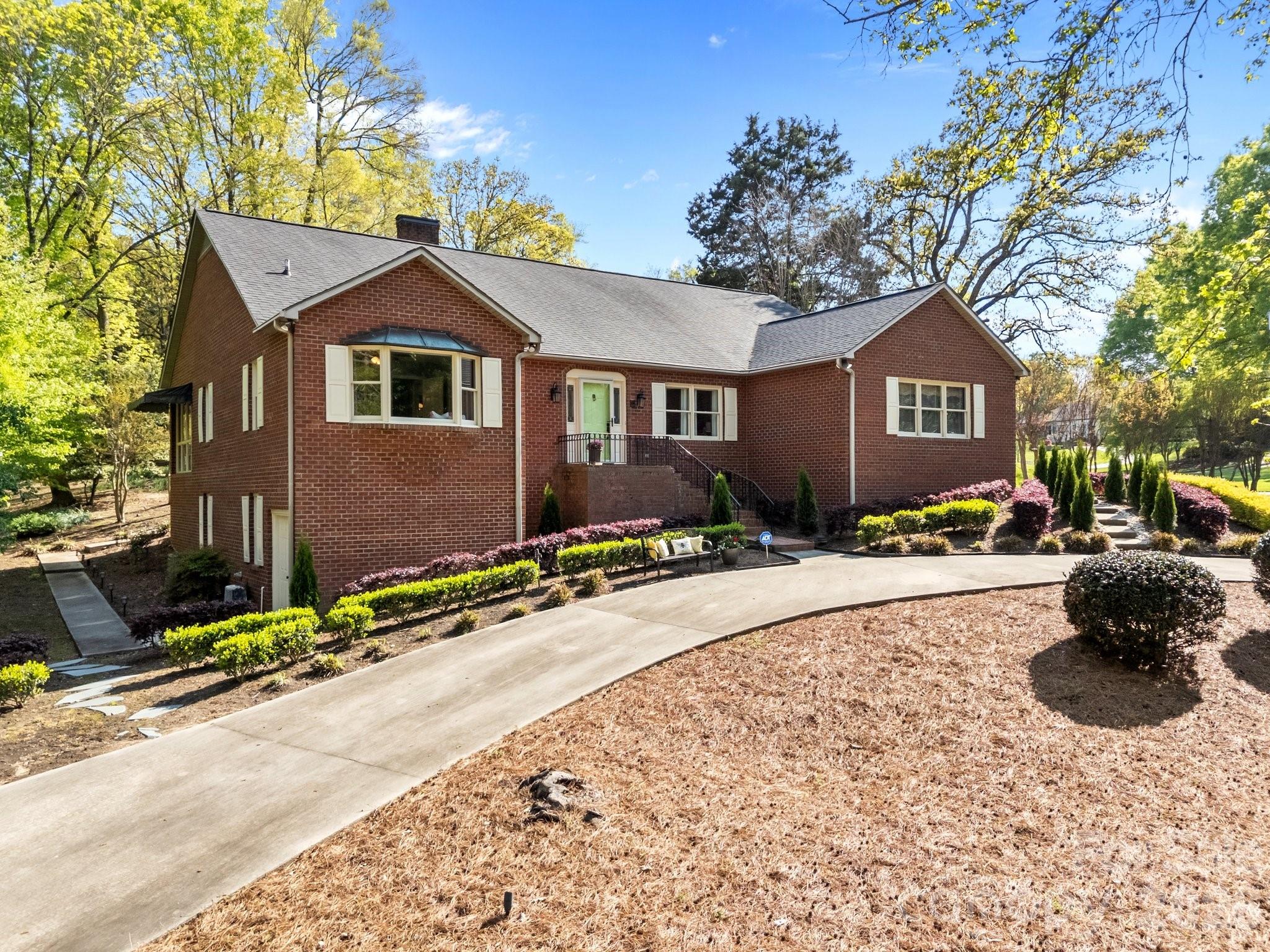 961 Confederate Avenue, Salisbury, NC - photo 4 of 45