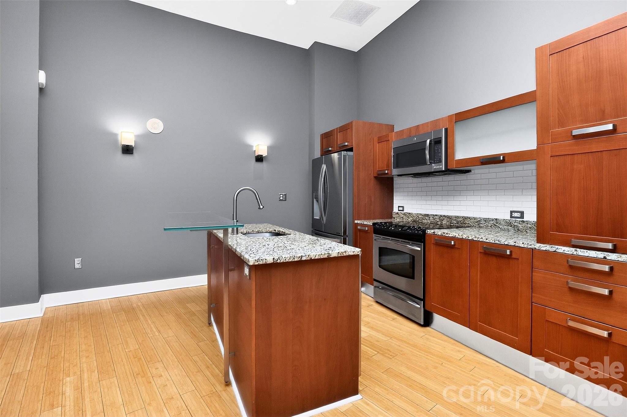 Photo 17 of 1133 Metropolitan Avenue615, Charlotte, NC