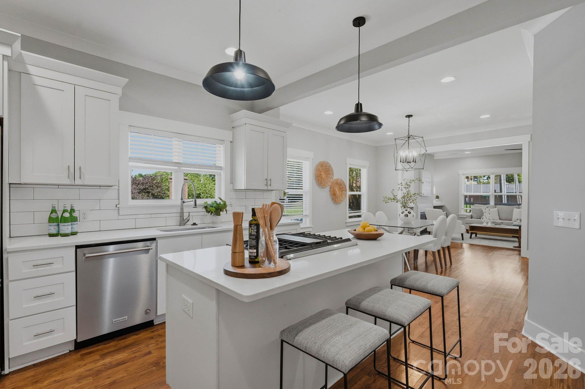 Photo 6 of 1416 Parkwood Avenue, Charlotte, NC