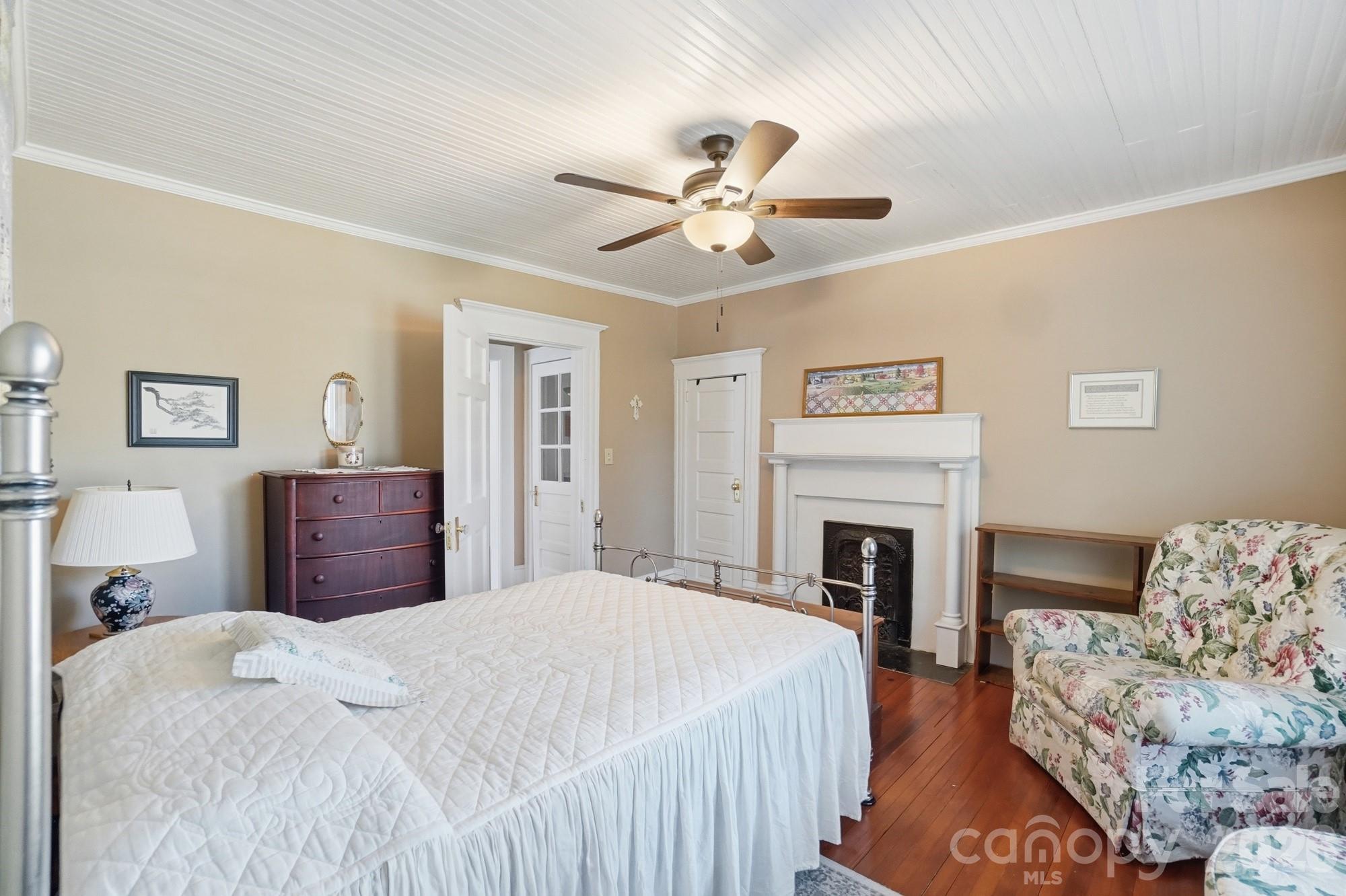 502 S South Street, Gastonia, NC - photo 37 of 48