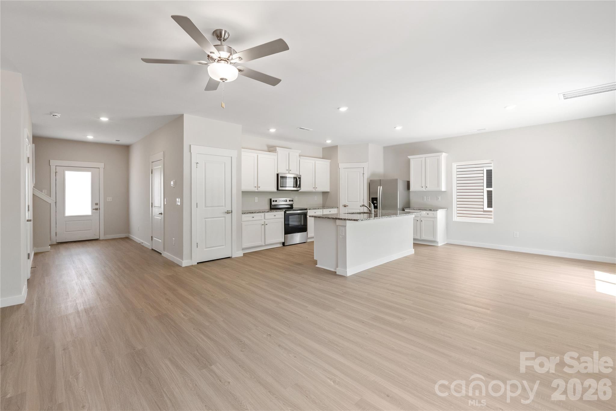 Photo 4 of 3416 Robindale Drive, Winston Salem, NC