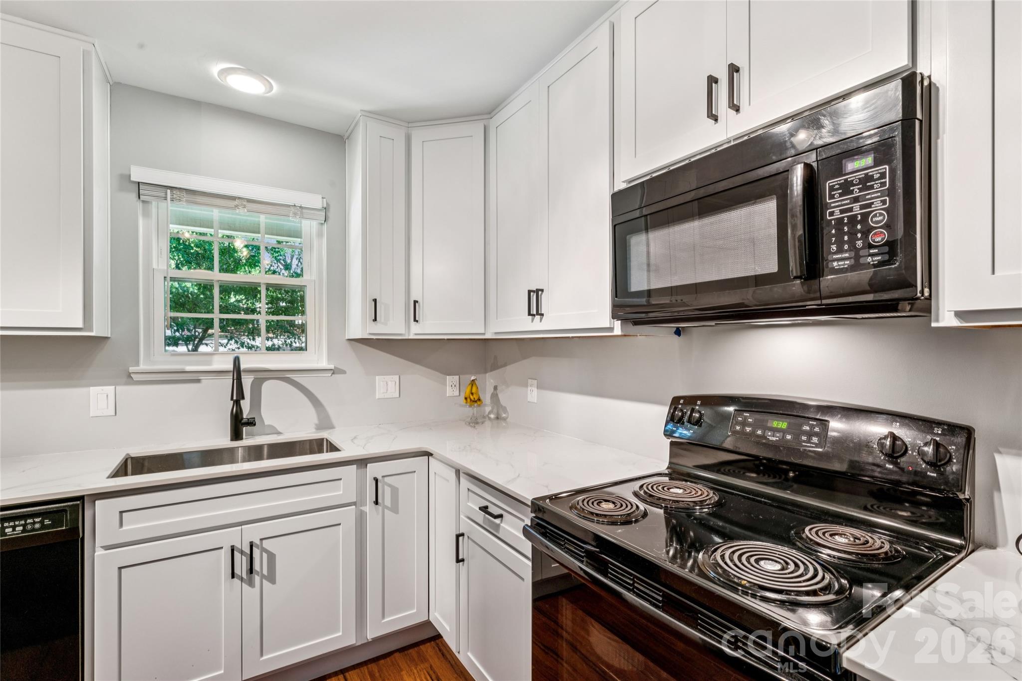 Photo 6 of 3252 Heathstead Place, Charlotte, NC