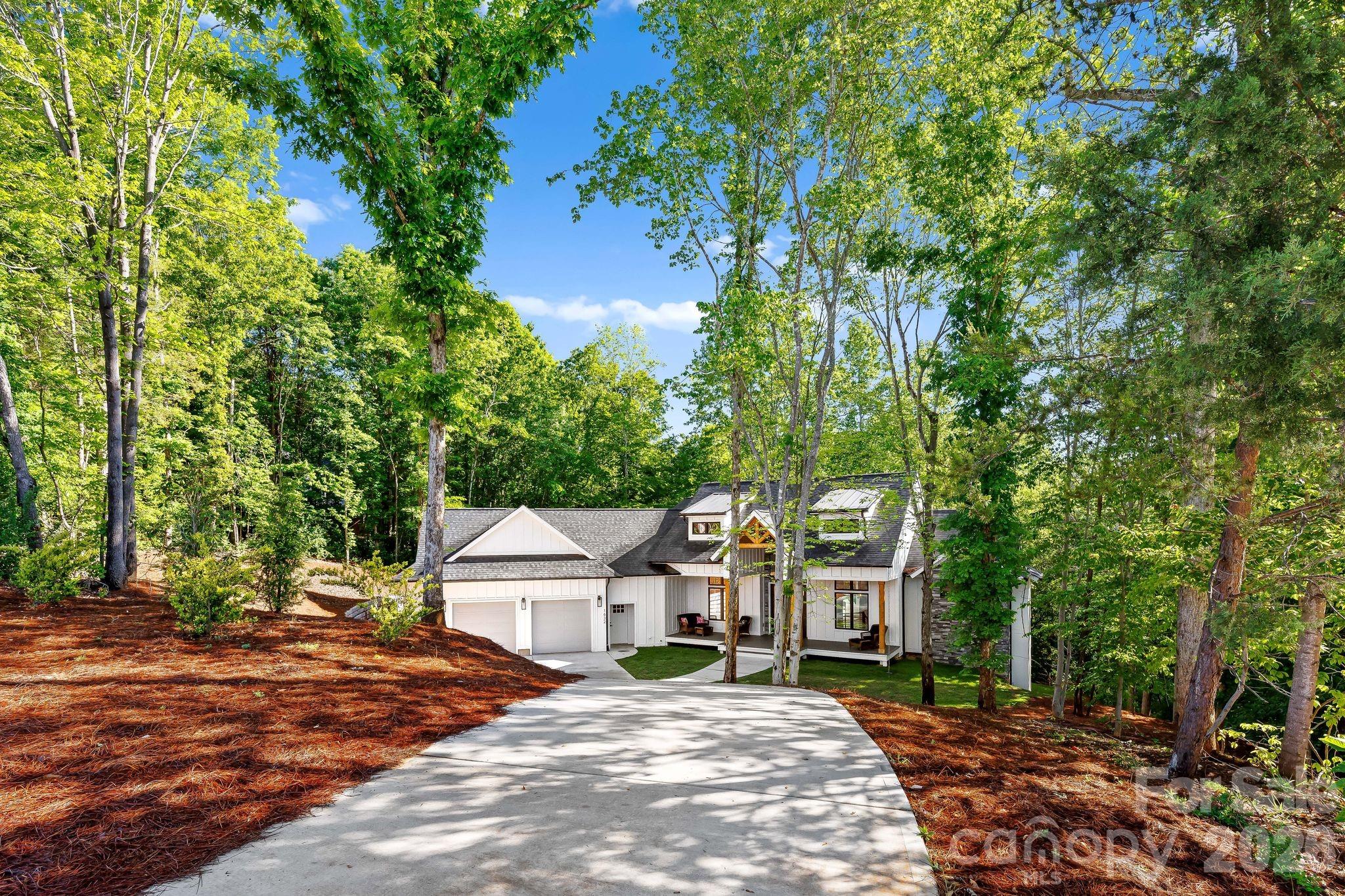 1632 Withers Drive, Denver, NC - photo 2 of 49