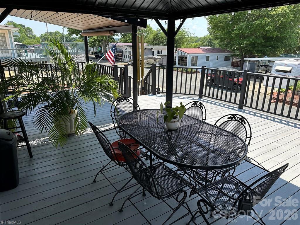 120 Elm Street, New London, NC - photo 22 of 49