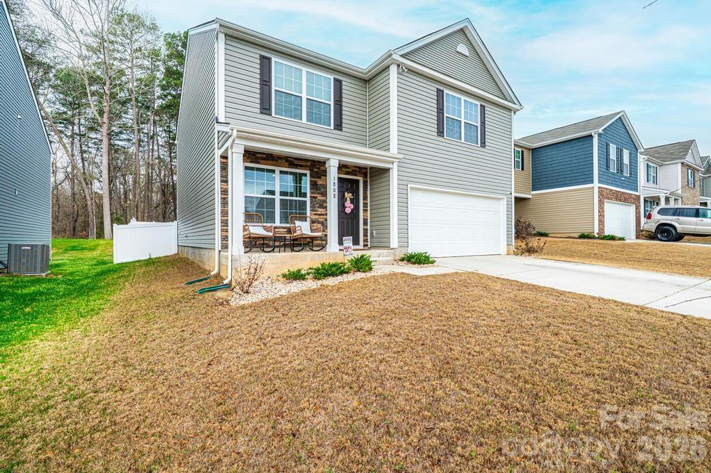 Photo 2 of 1808 Bright Hope Lane, Dallas, NC