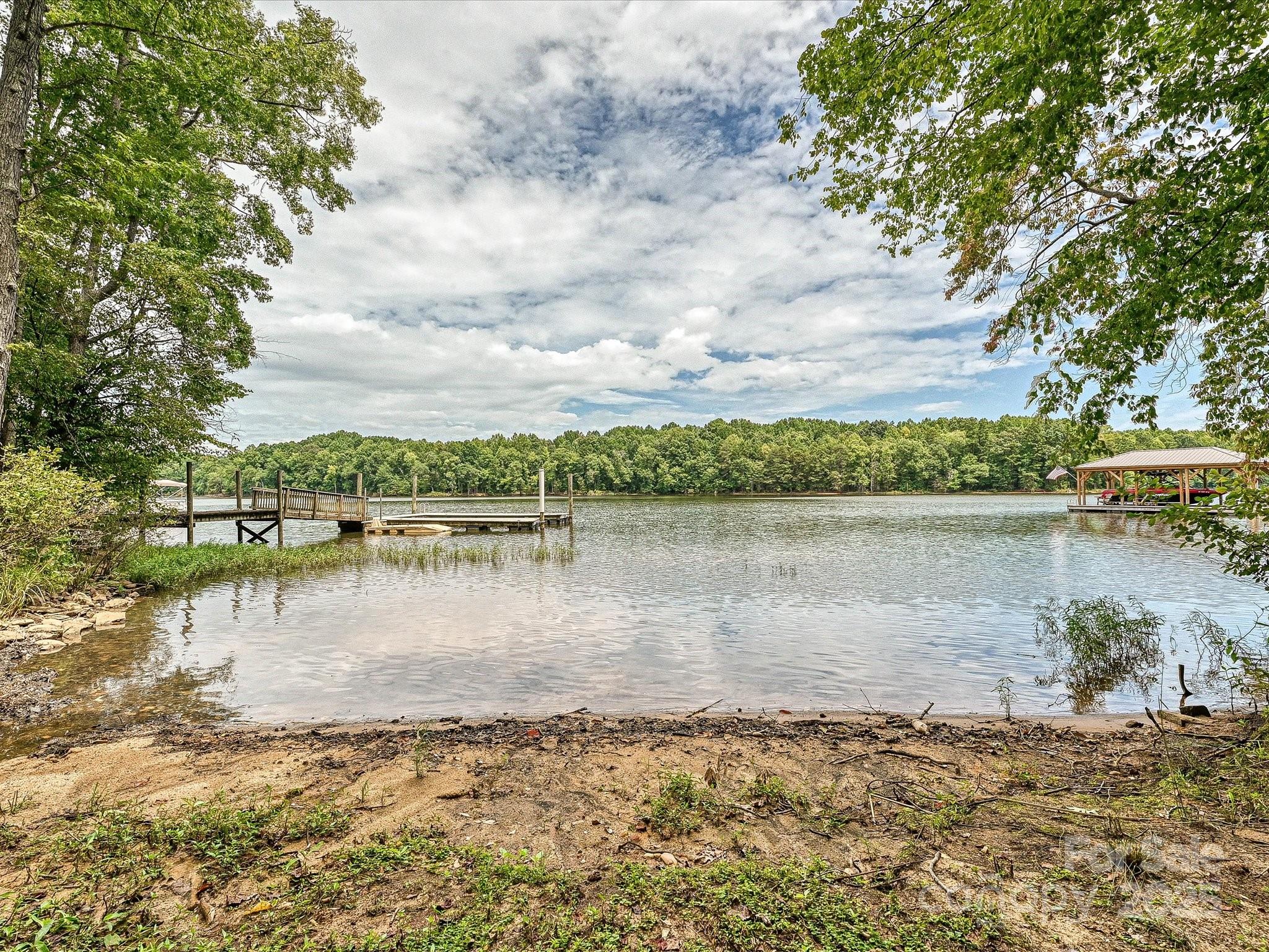 Photo 3 of 11902 Mountain Crest Circle, Charlotte, NC