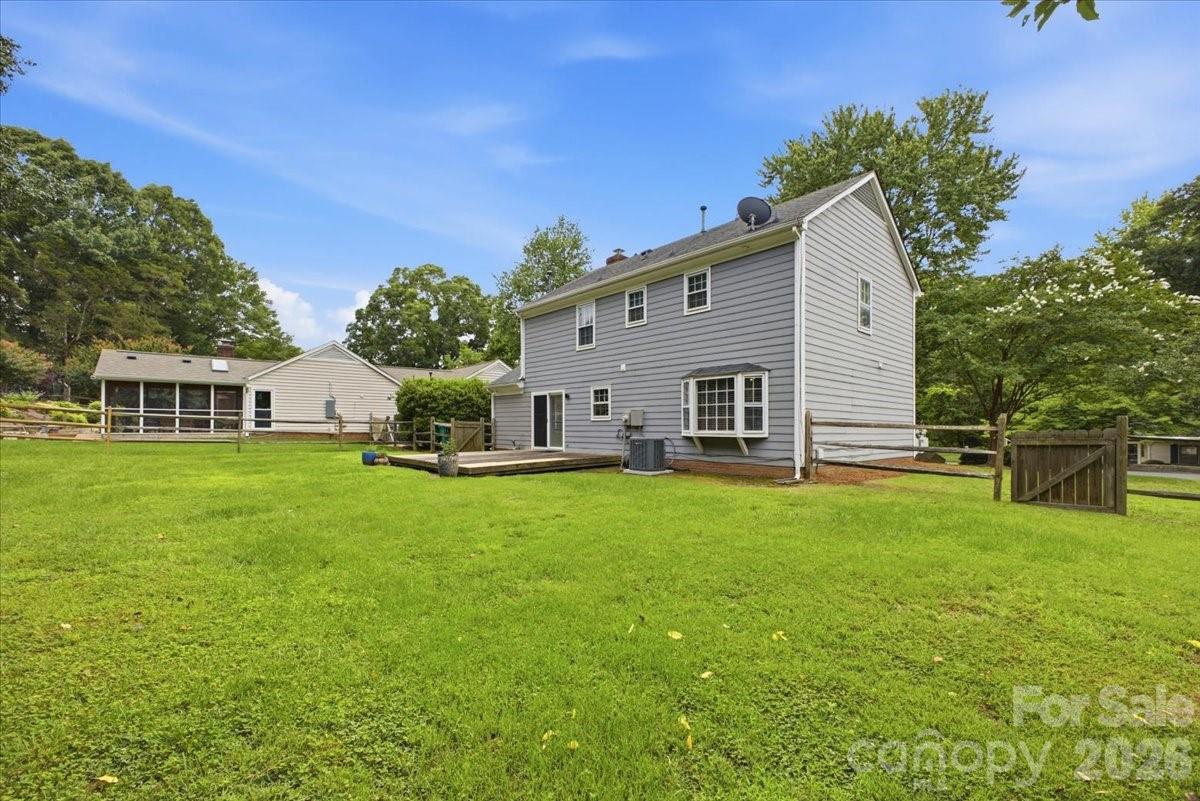 Photo 29 of 2726 Heidleburg Lane, Charlotte, NC