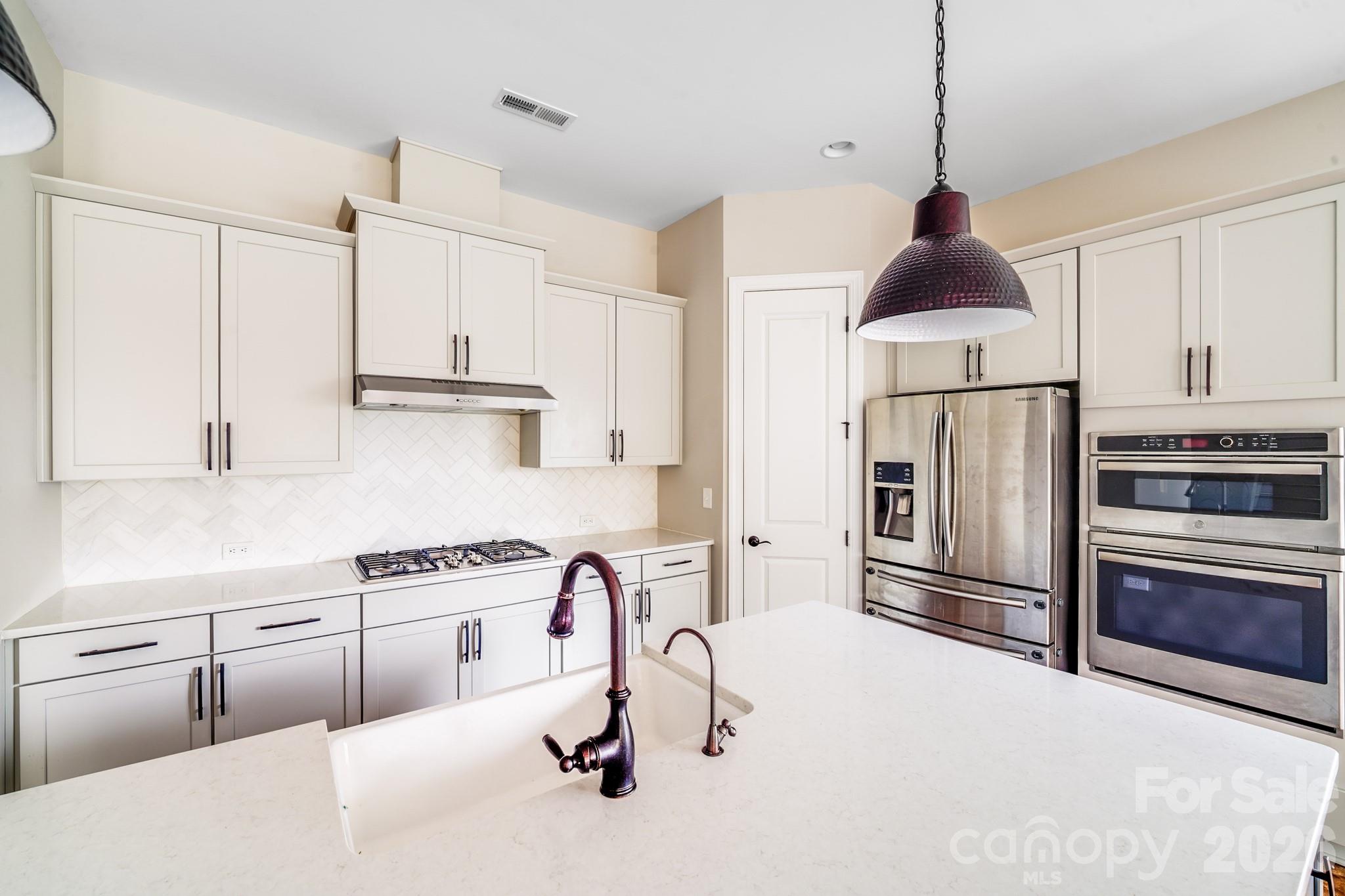 Photo 20 of 16004 Deer River Road, Charlotte, NC