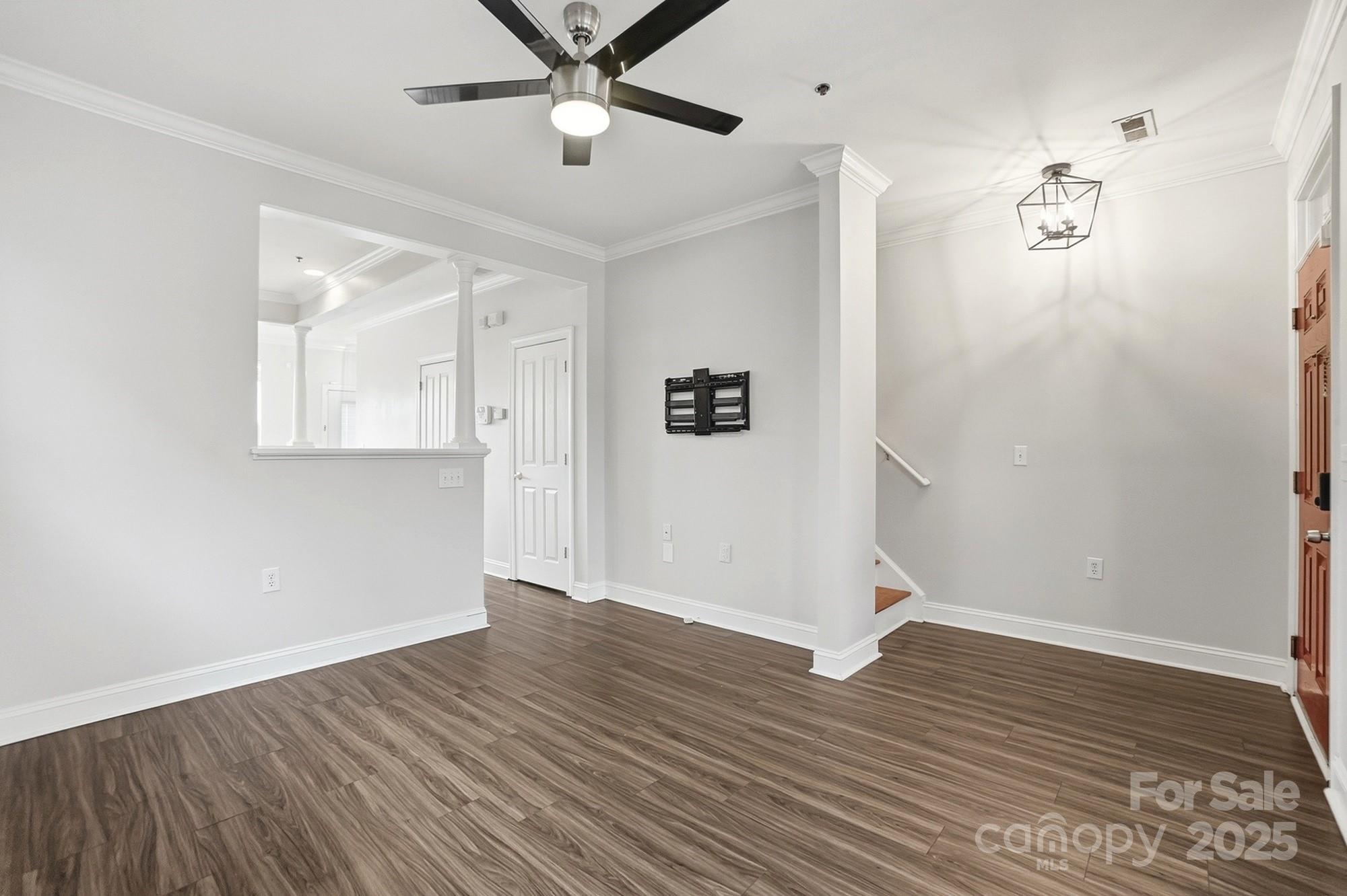 Photo 8 of 518 E 9th Street, Charlotte, NC