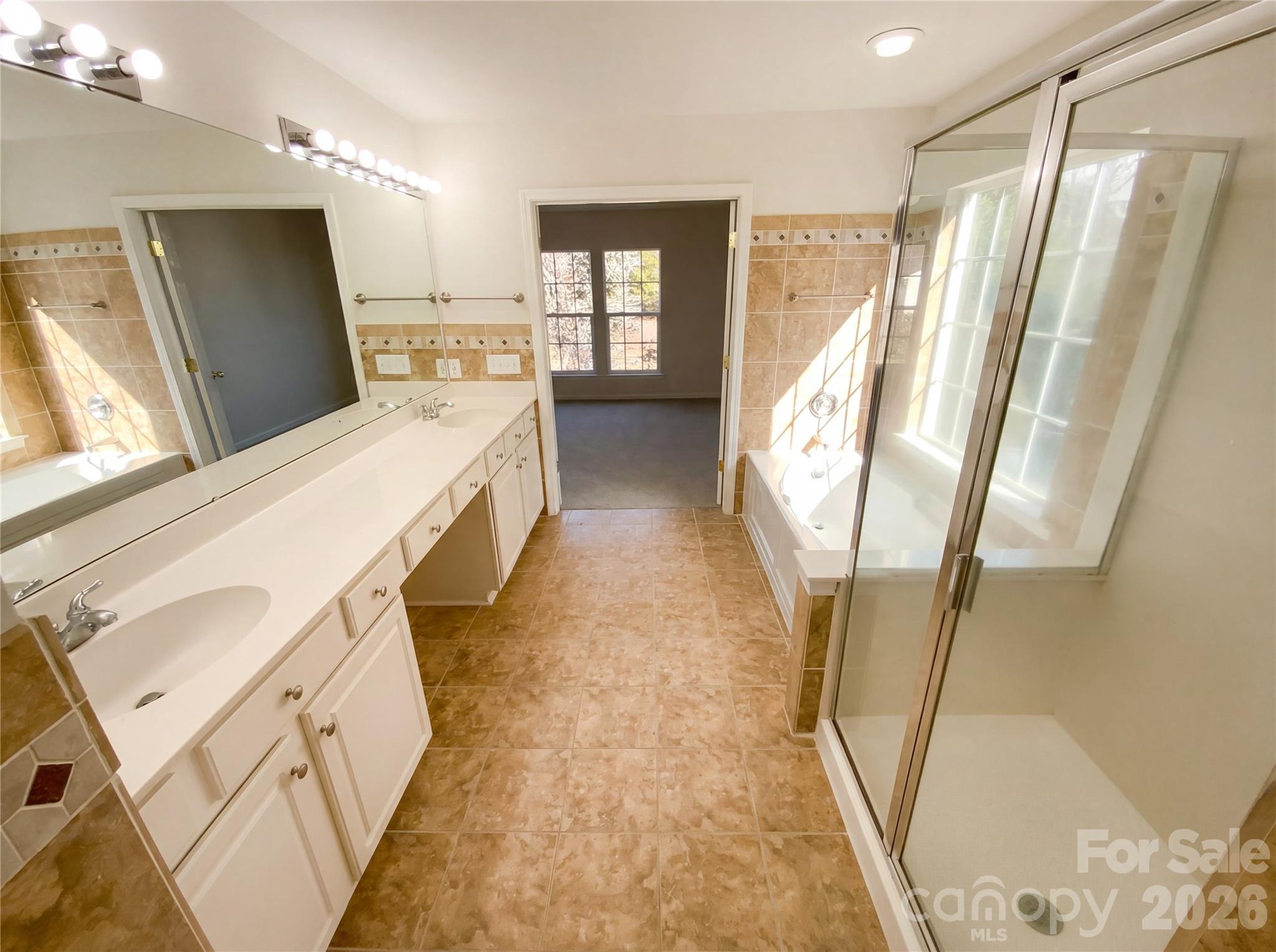 Photo 19 of 10803 Fountaingrove Drive, Charlotte, NC