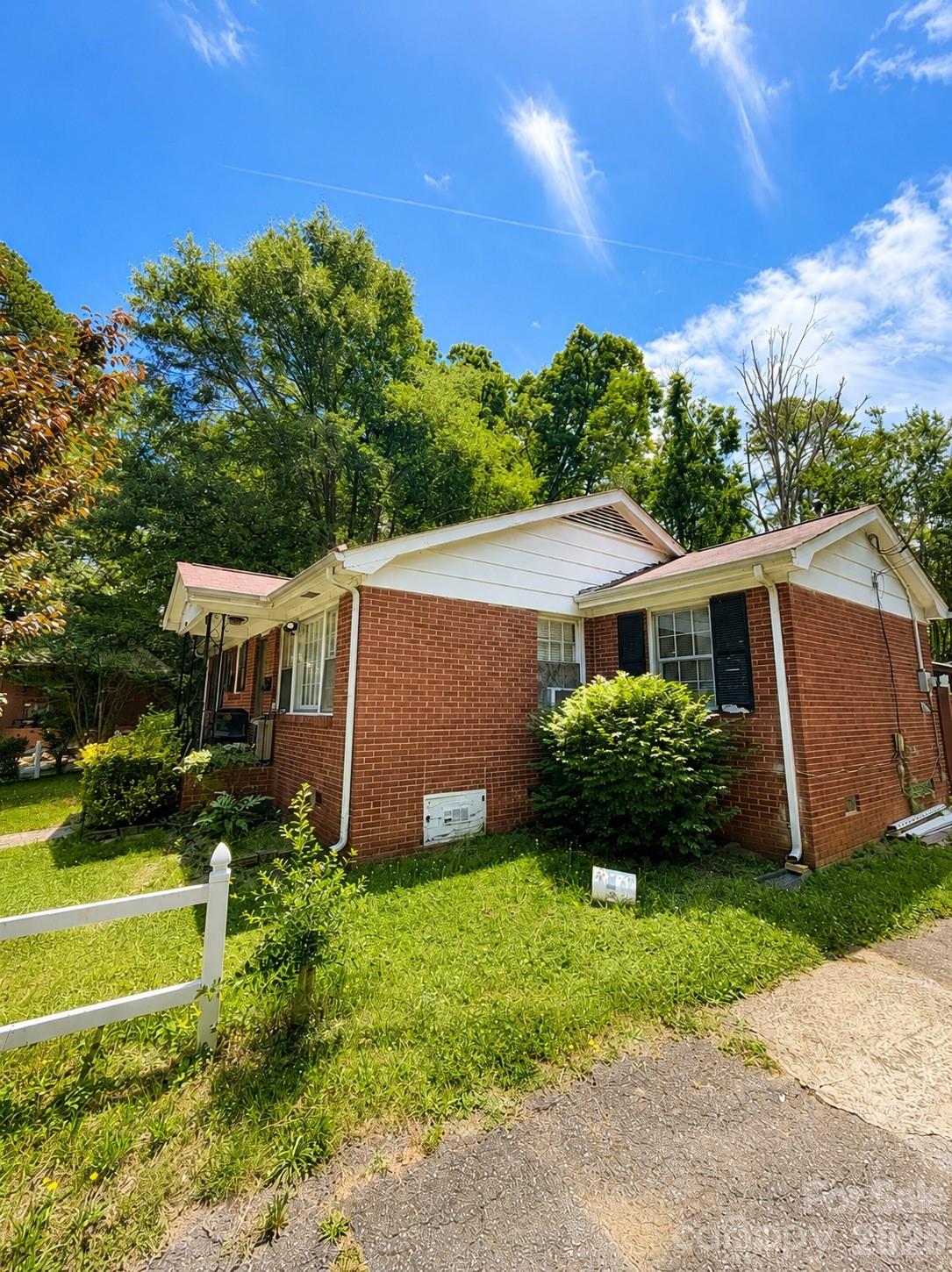 Photo 2 of 4310 Gillespie Court, Charlotte, NC