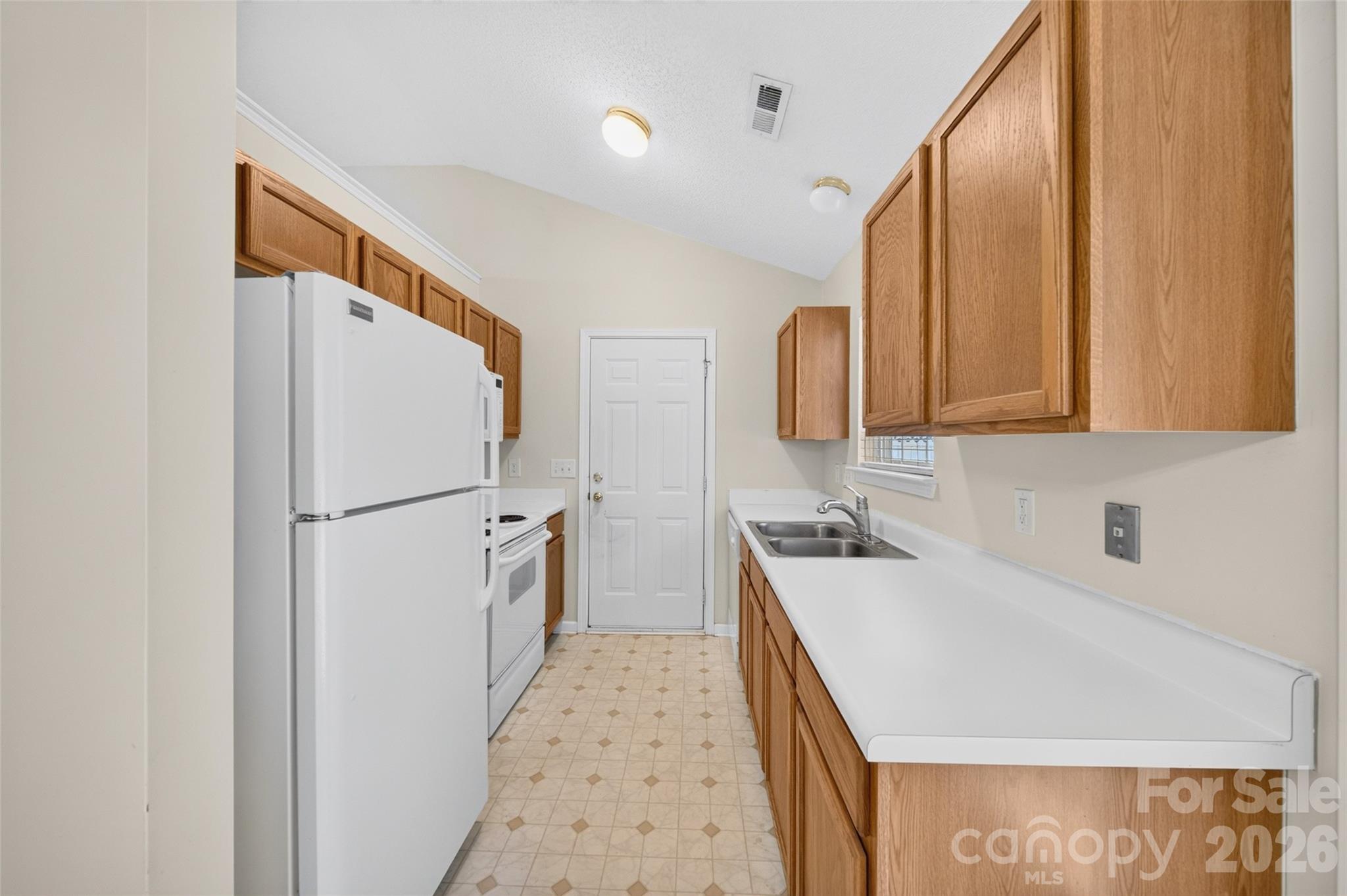 Home for sale at 4627 Victory Lane, Charlotte, NC — photo 22 of 39