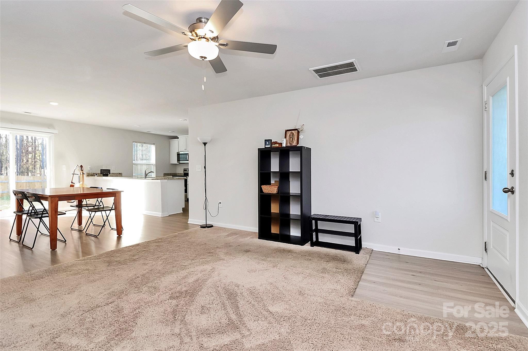 Photo 9 of 5209 Wolfridge Avenue, Charlotte, NC