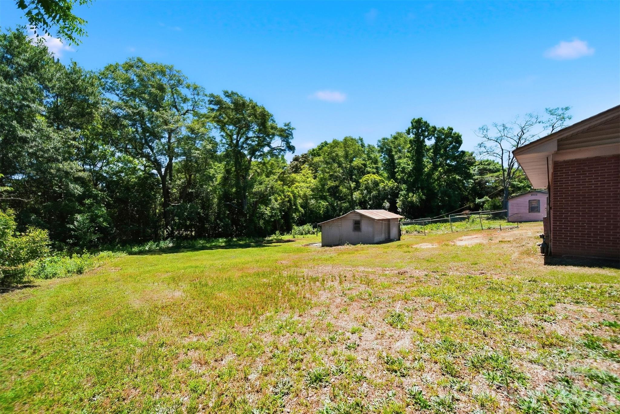 1807 S Post Road, Shelby, NC - photo 26 of 33