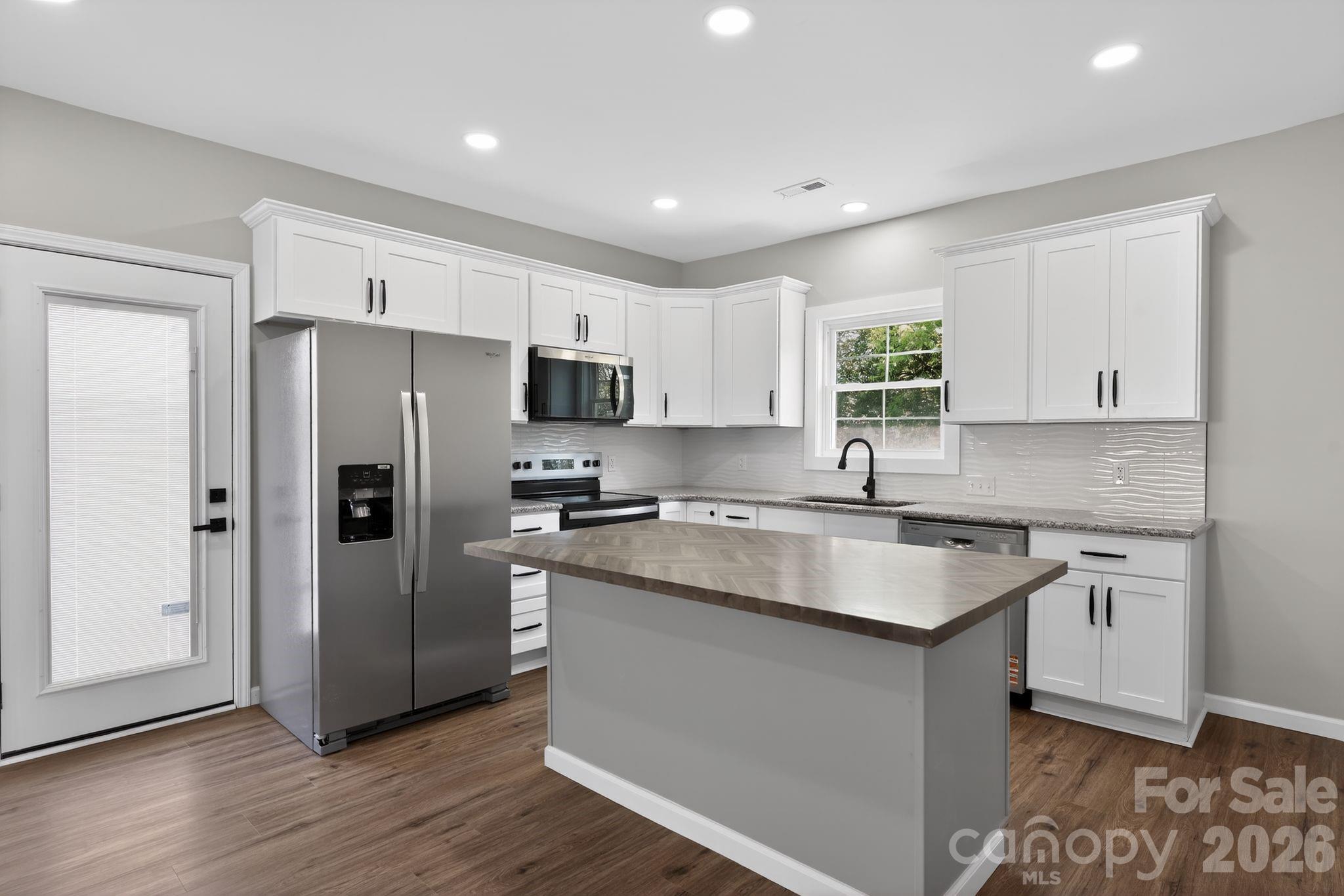 344 Mayflower Avenue, Cramerton, NC - photo 9 of 28