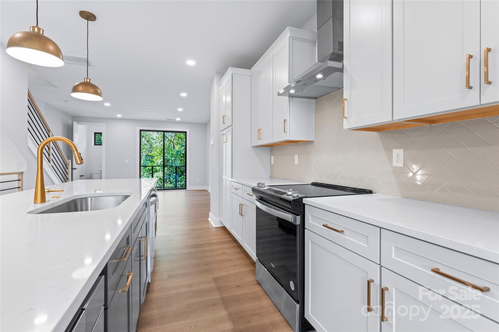 Photo 5 of 3453 Byrnes Street, Charlotte, NC