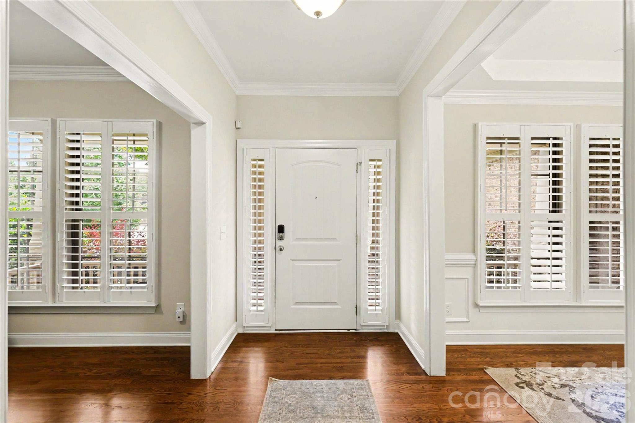 Photo 4 of 16524 Crosshaven Drive, Charlotte, NC