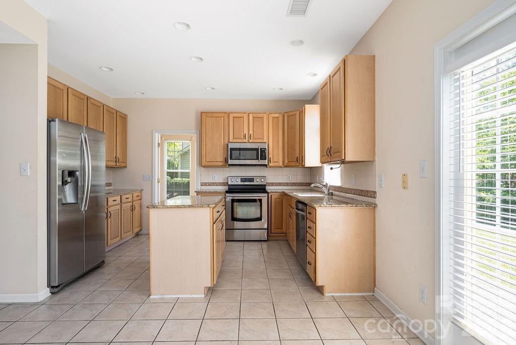 9512 Autumn Applause Drive, Charlotte, NC - photo 20 of 49