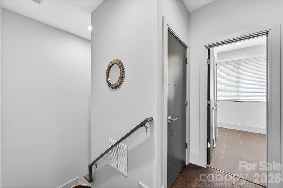 241 Domain Way, Charlotte, NC - photo 8 of 21