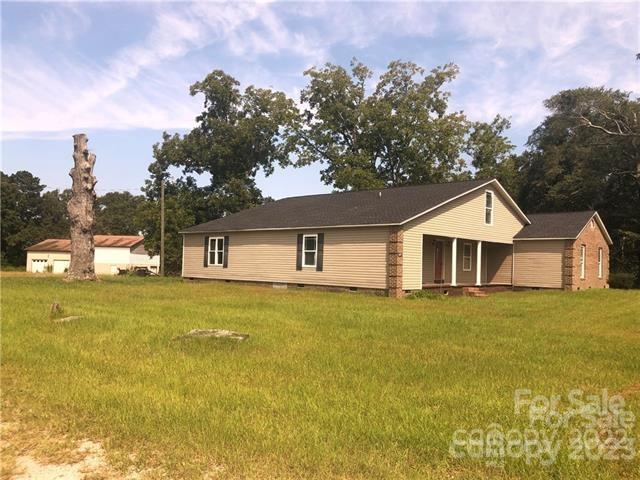 310 East Street, Heath Springs, SC - photo 3 of 10