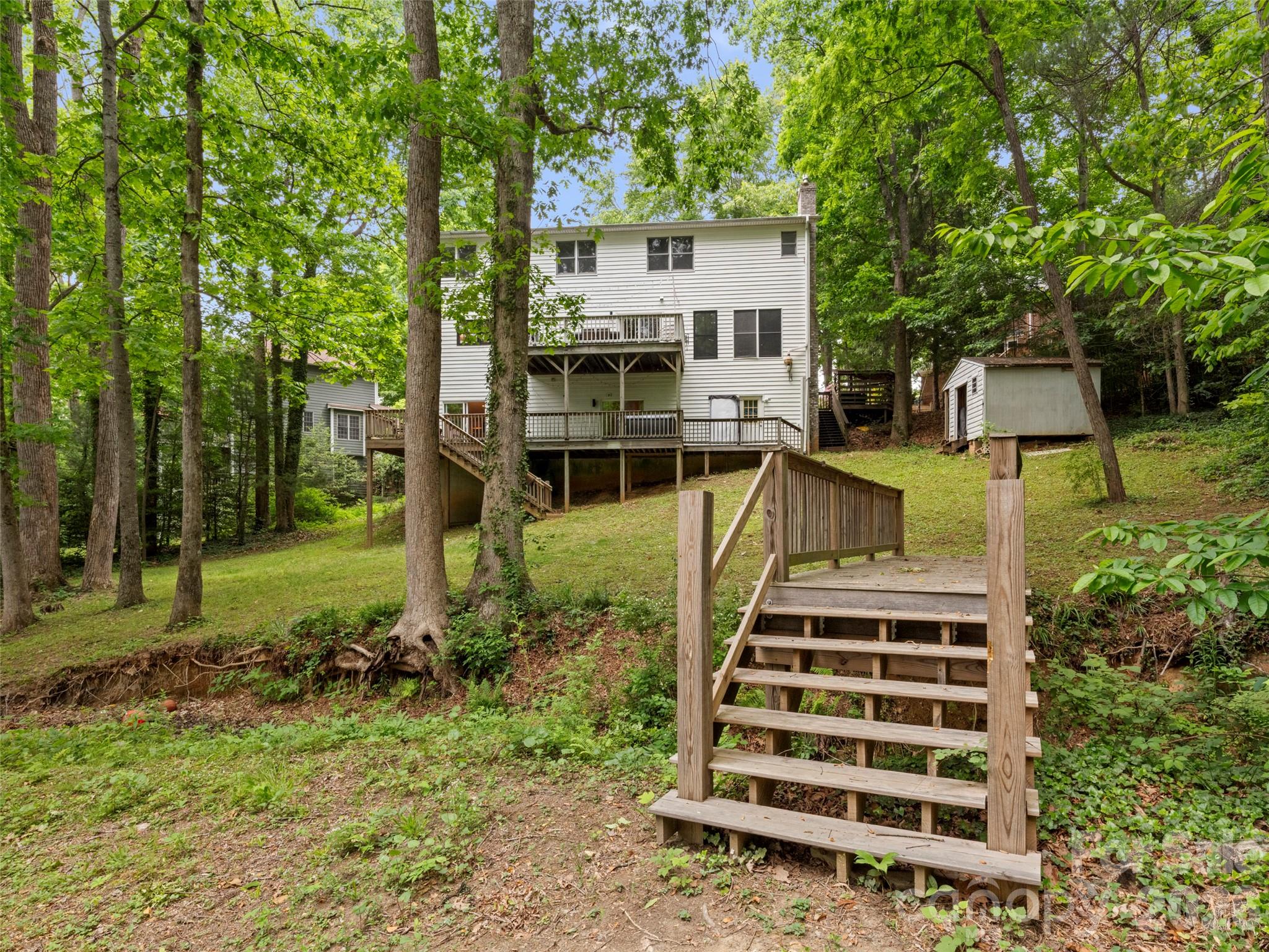 1130 New Castle Court, Asheville, NC - photo 28 of 36