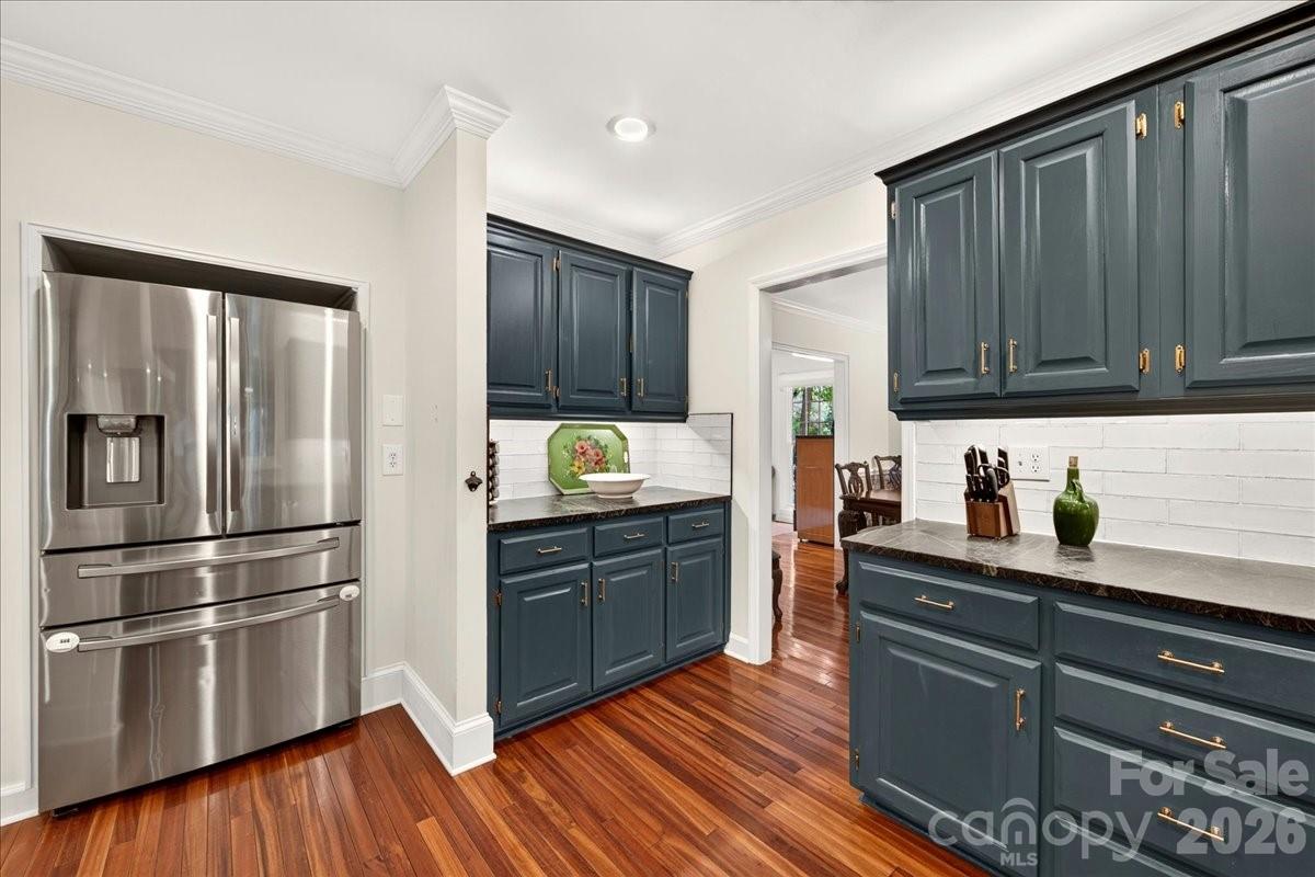 Home for sale at 10300 Ben Franklin Court, Charlotte, NC — photo 13 of 44