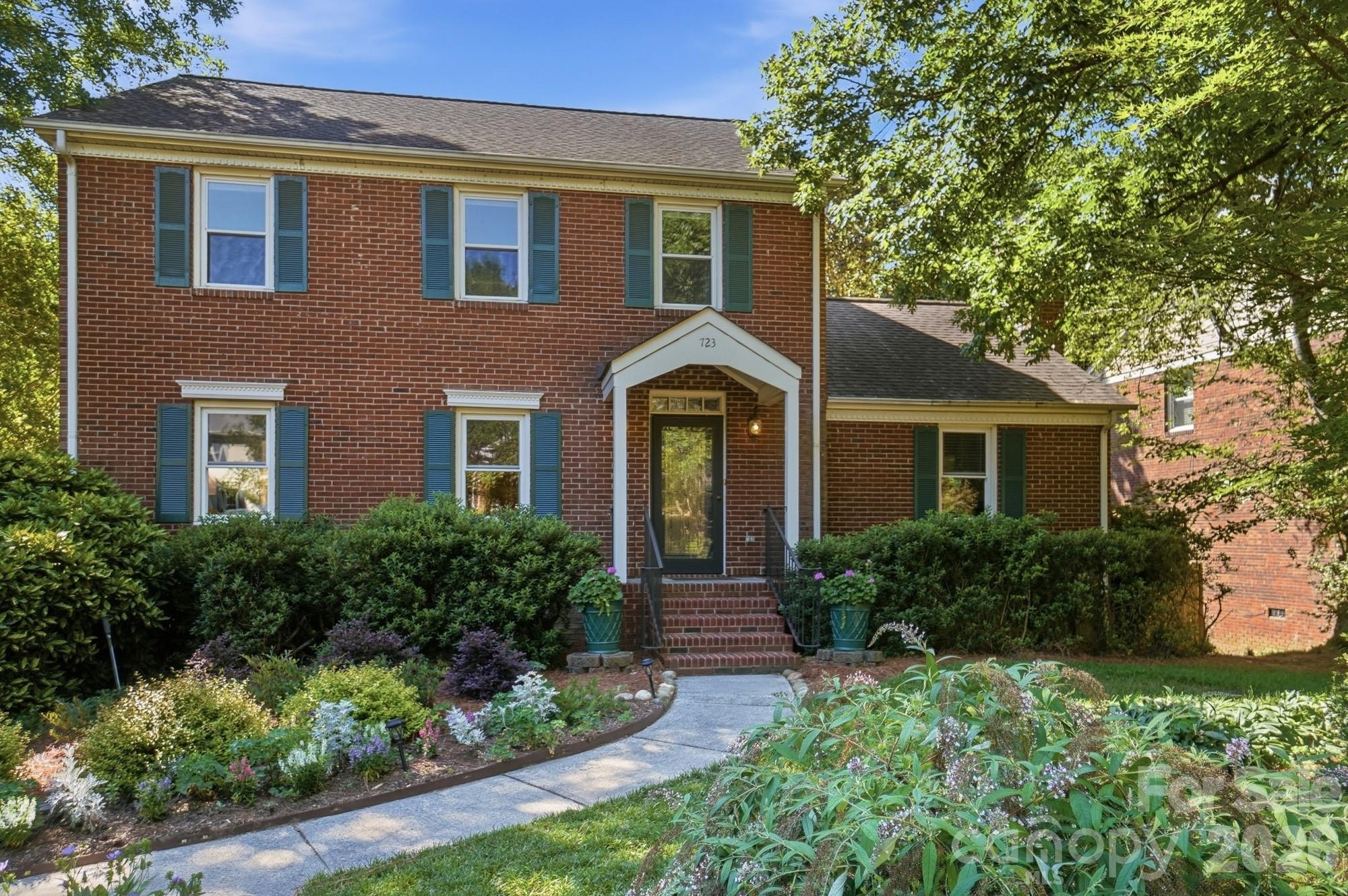 723 Walnut Point Drive, Matthews, NC