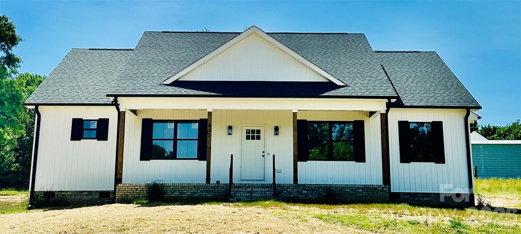 Exterior of 417 E 2nd Street, Faith, NC