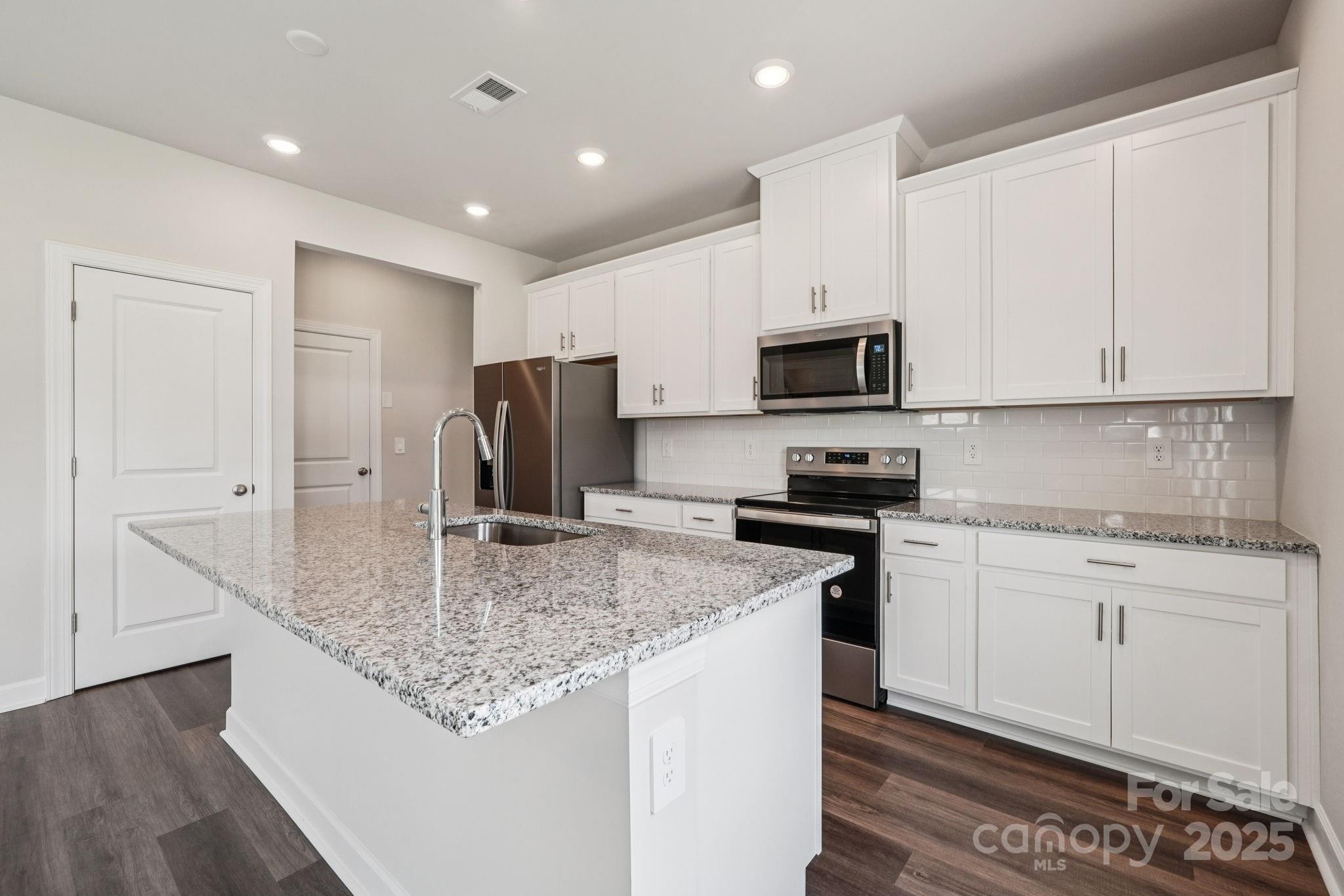 2073 Sunflower Circle, Newton, NC - photo 9 of 23
