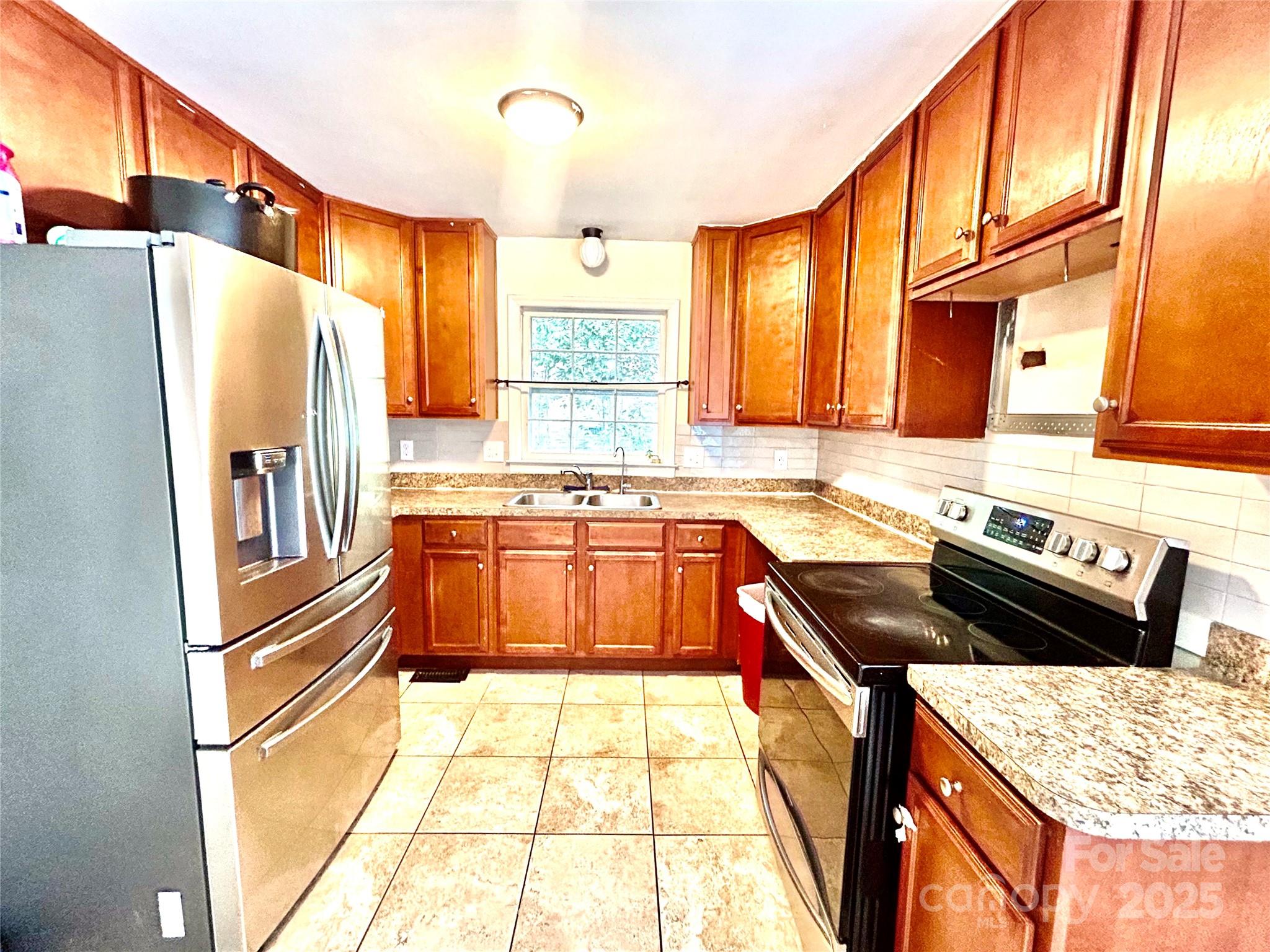 Photo 9 of 6708 Lynmont Drive, Charlotte, NC