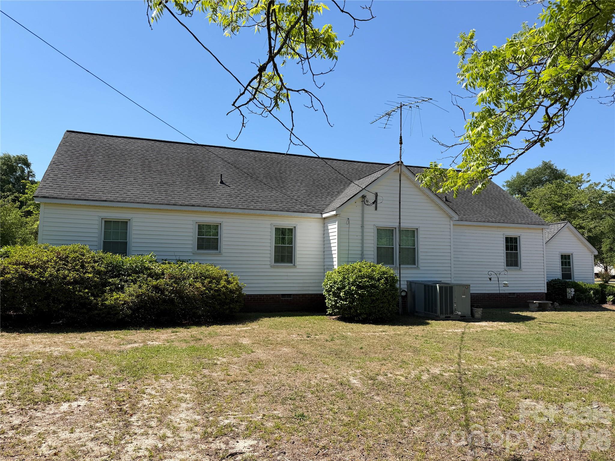 202 W Stevens Drive, Kershaw, SC - photo 32 of 33