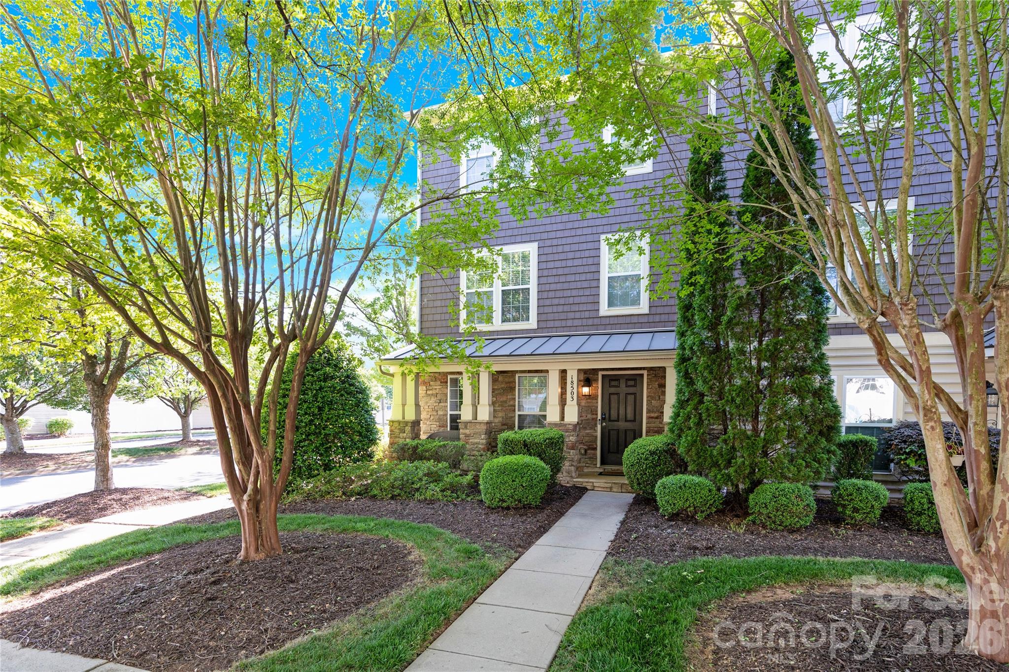 Photo 4 of 18503 The Commons Boulevard, Cornelius, NC