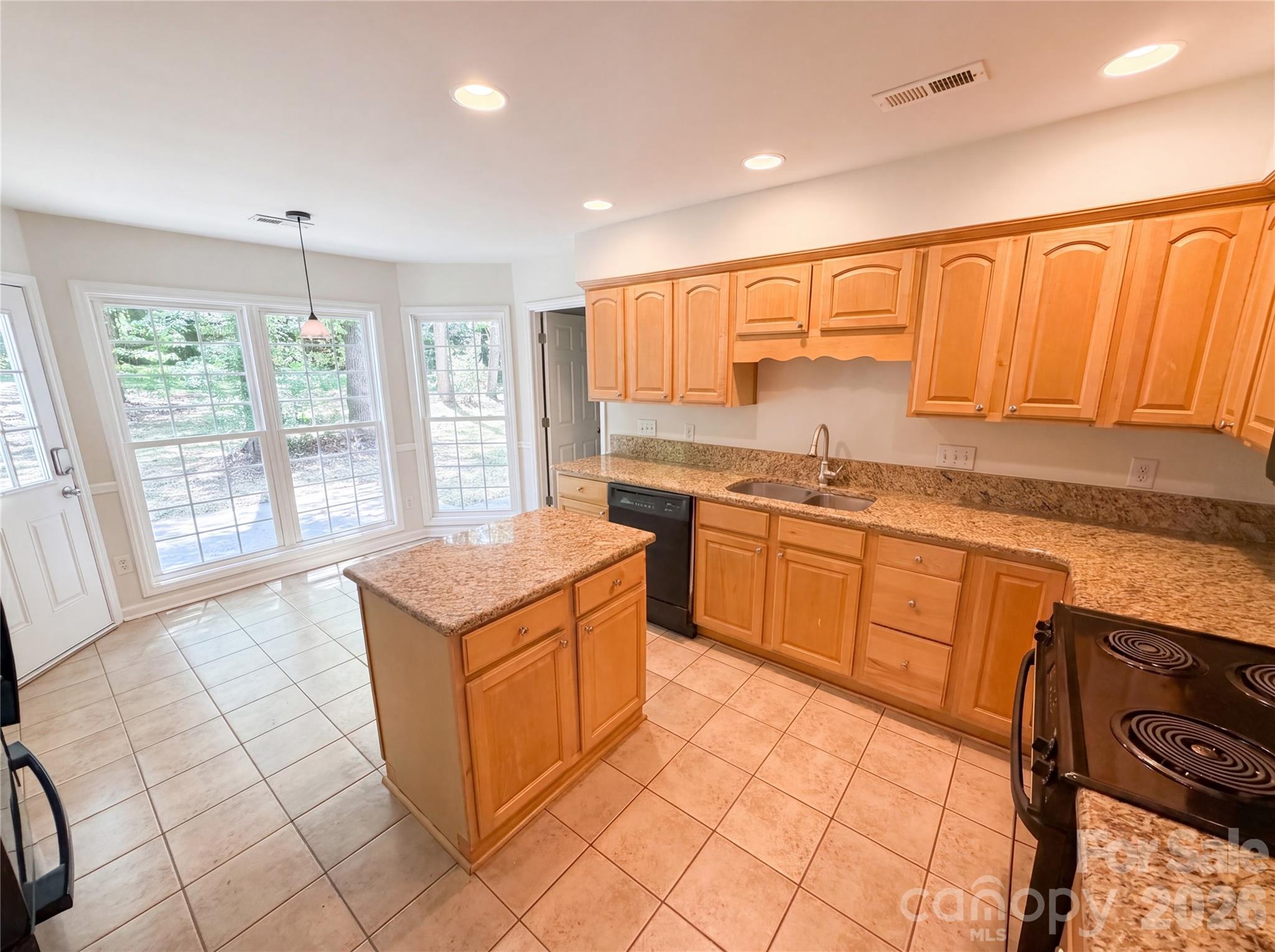 118 Withershinn Drive, Charlotte, NC - photo 10 of 28