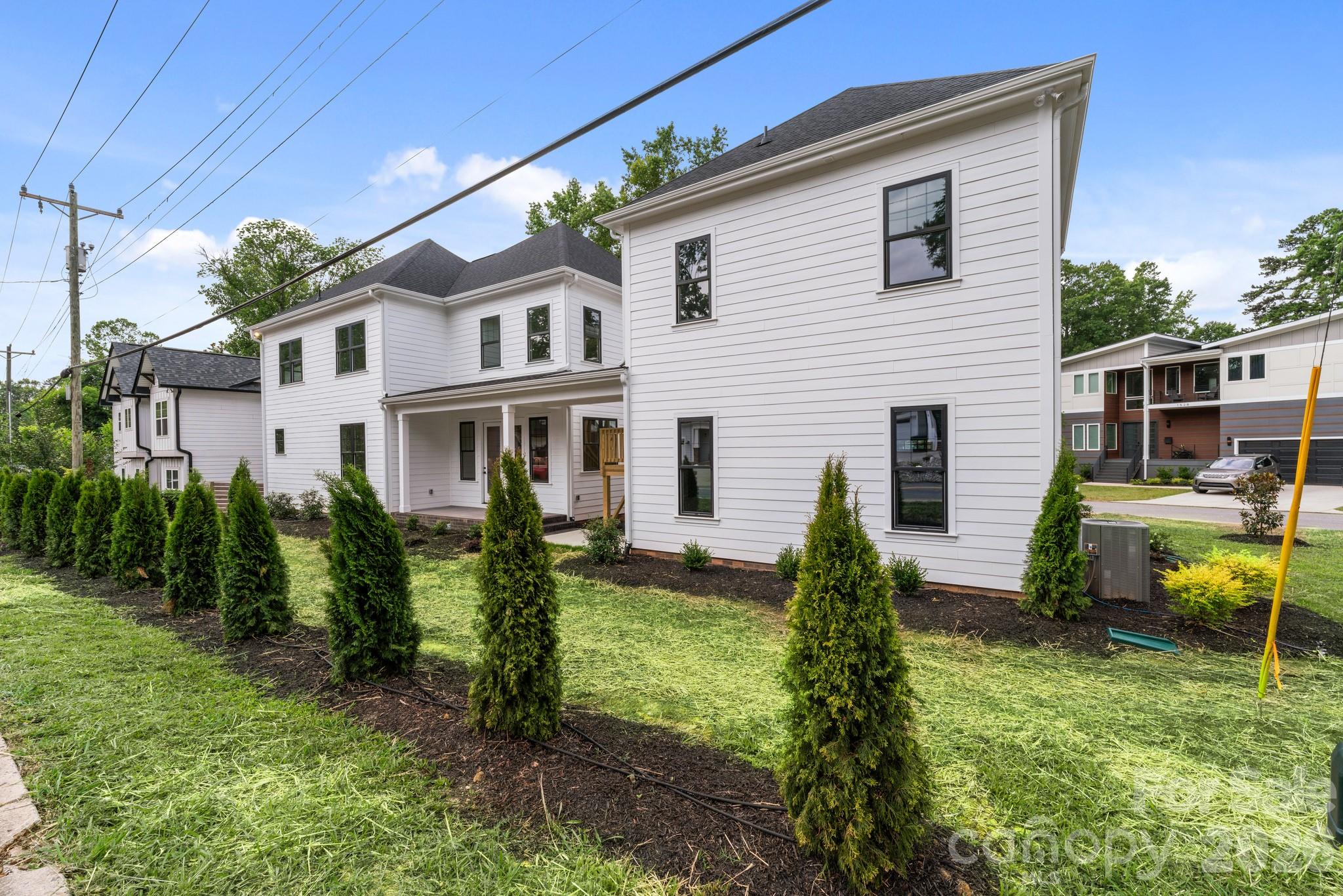 Photo 3 of 1529 Beckwith Place, Charlotte, NC