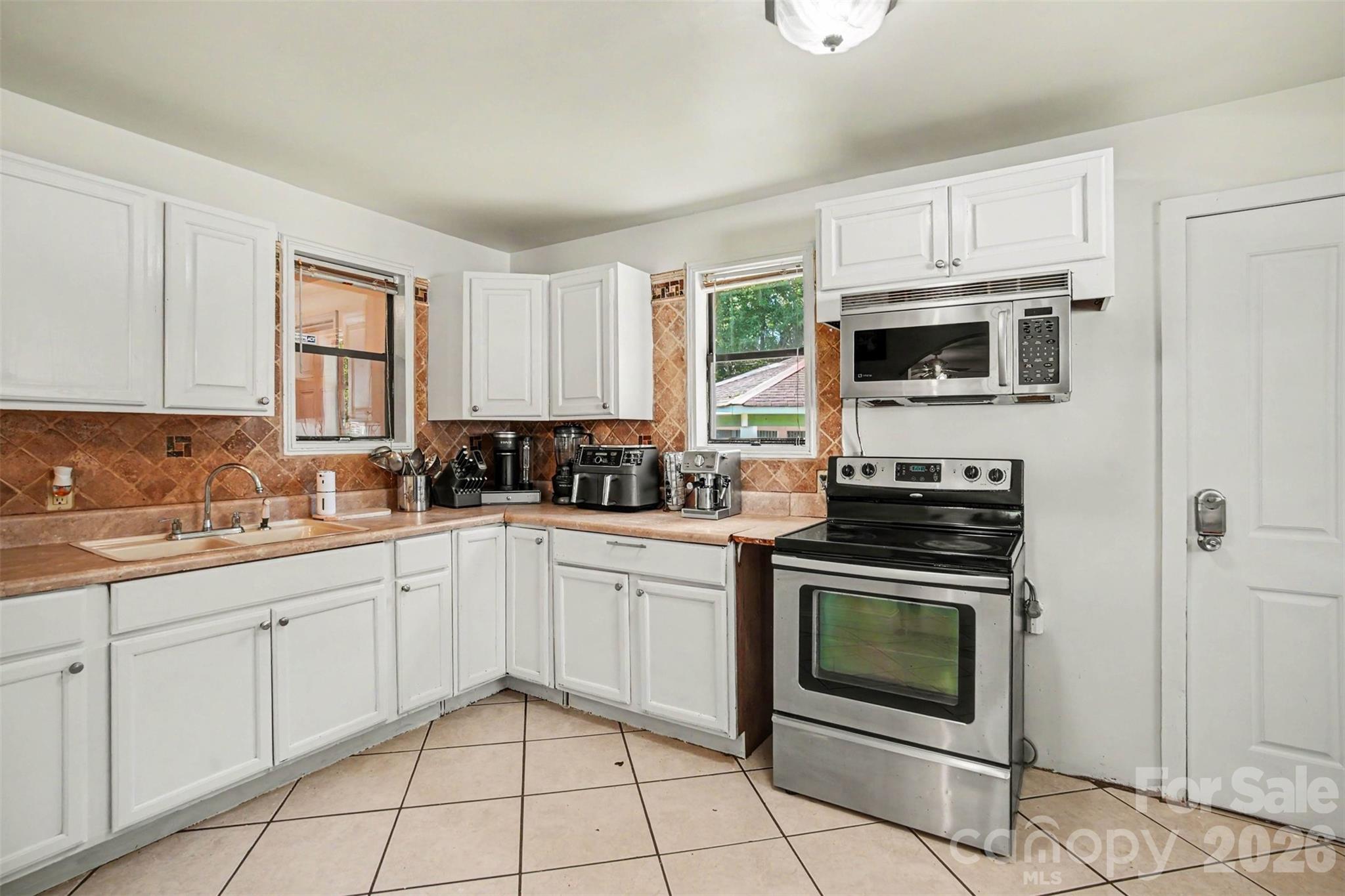 Photo 10 of 1101 Choyce Avenue, Charlotte, NC